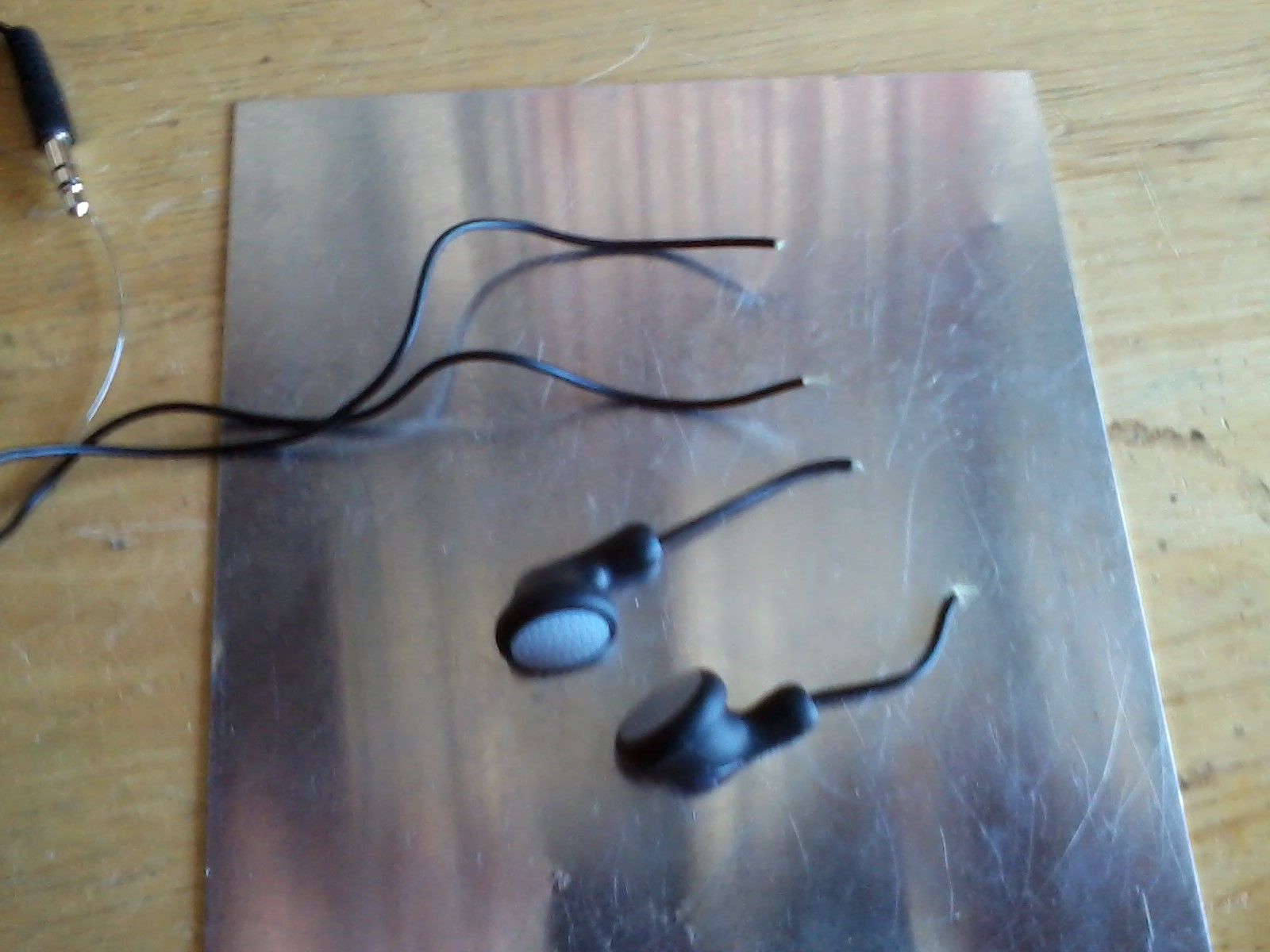 DIY Earbud Repair : 3 Steps - Instructables