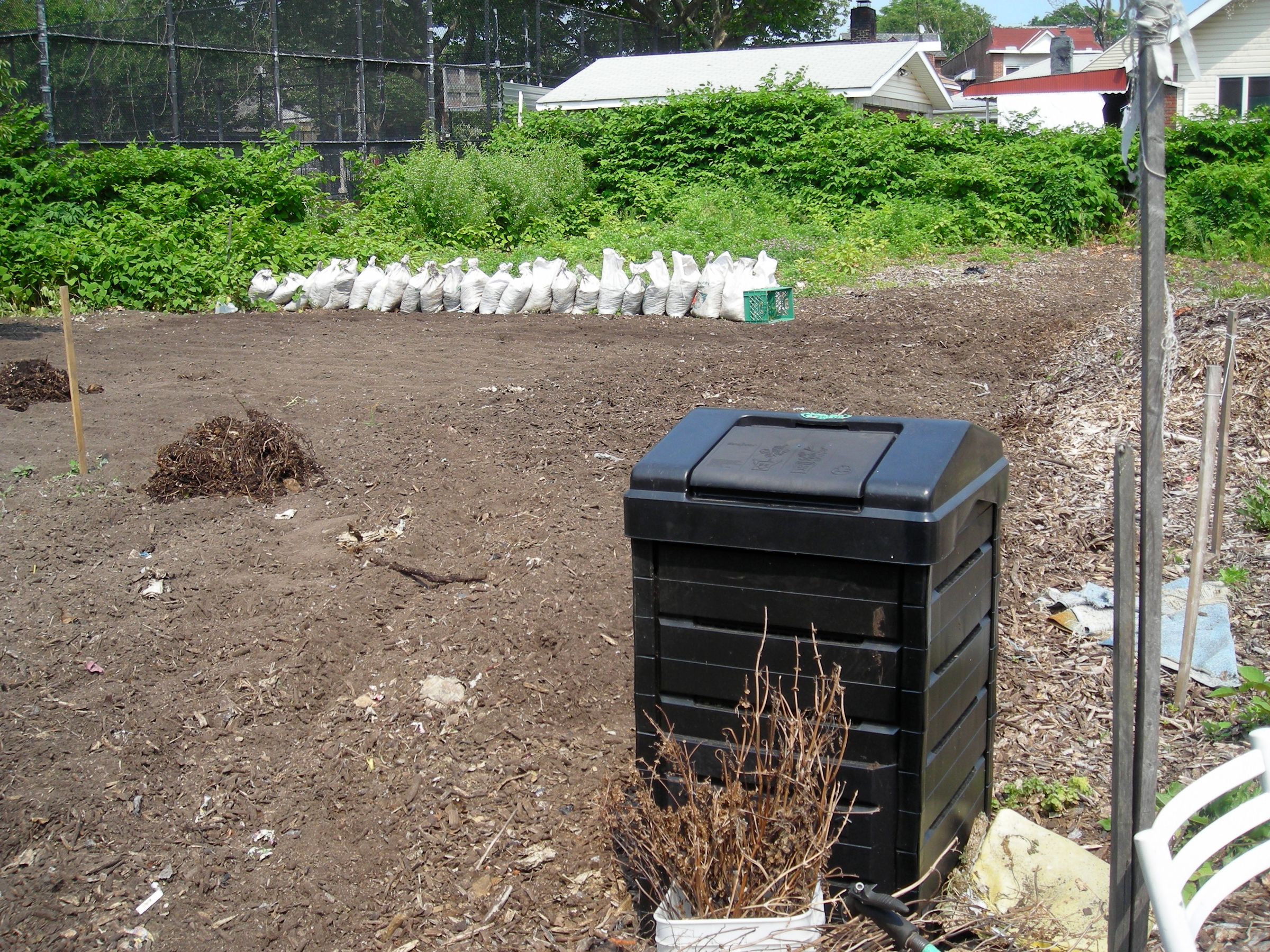 Composter Tower : 5 Steps - Instructables