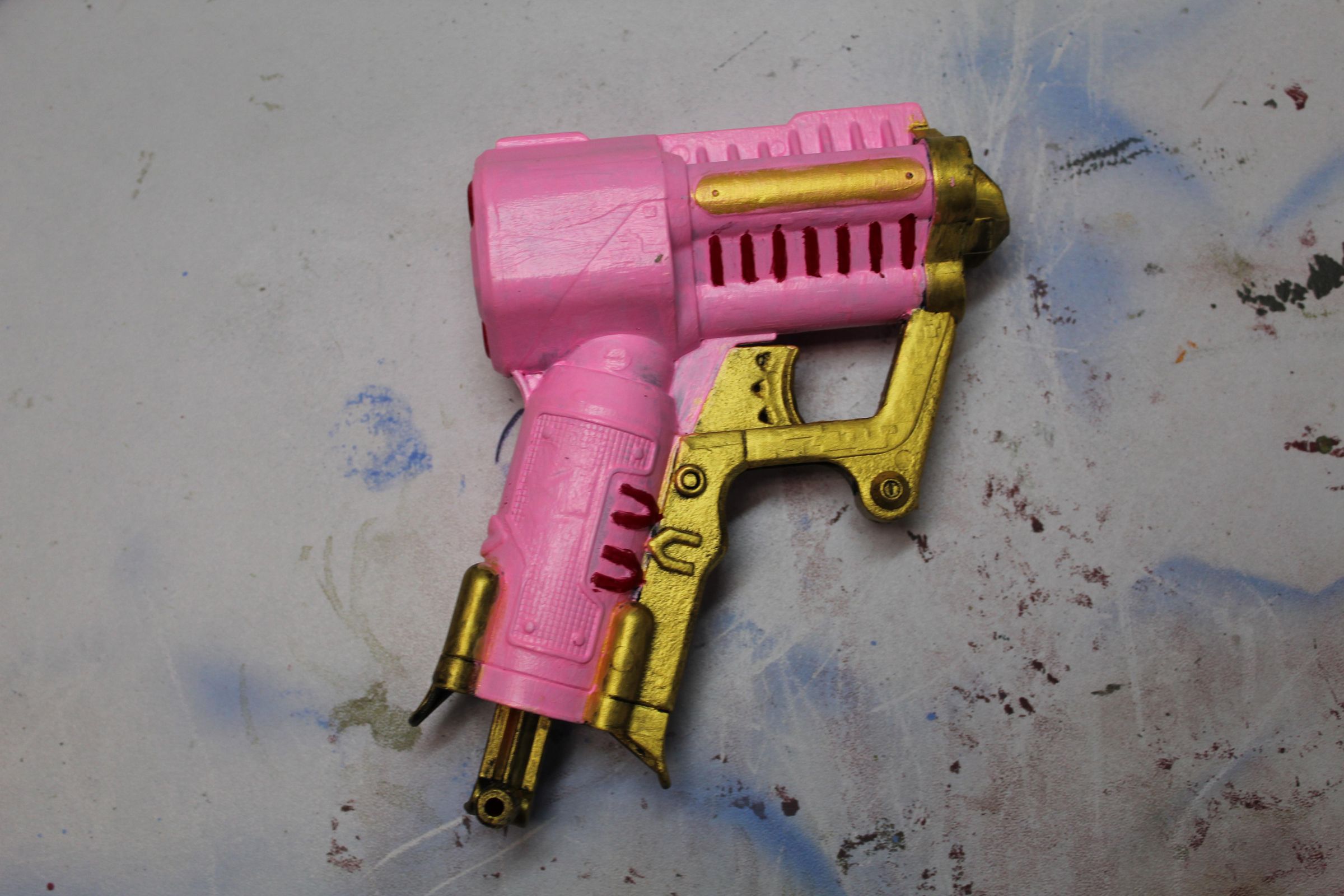 Nerf Gun Mod - Sailor Moon Repaint : 3 Steps - Instructables