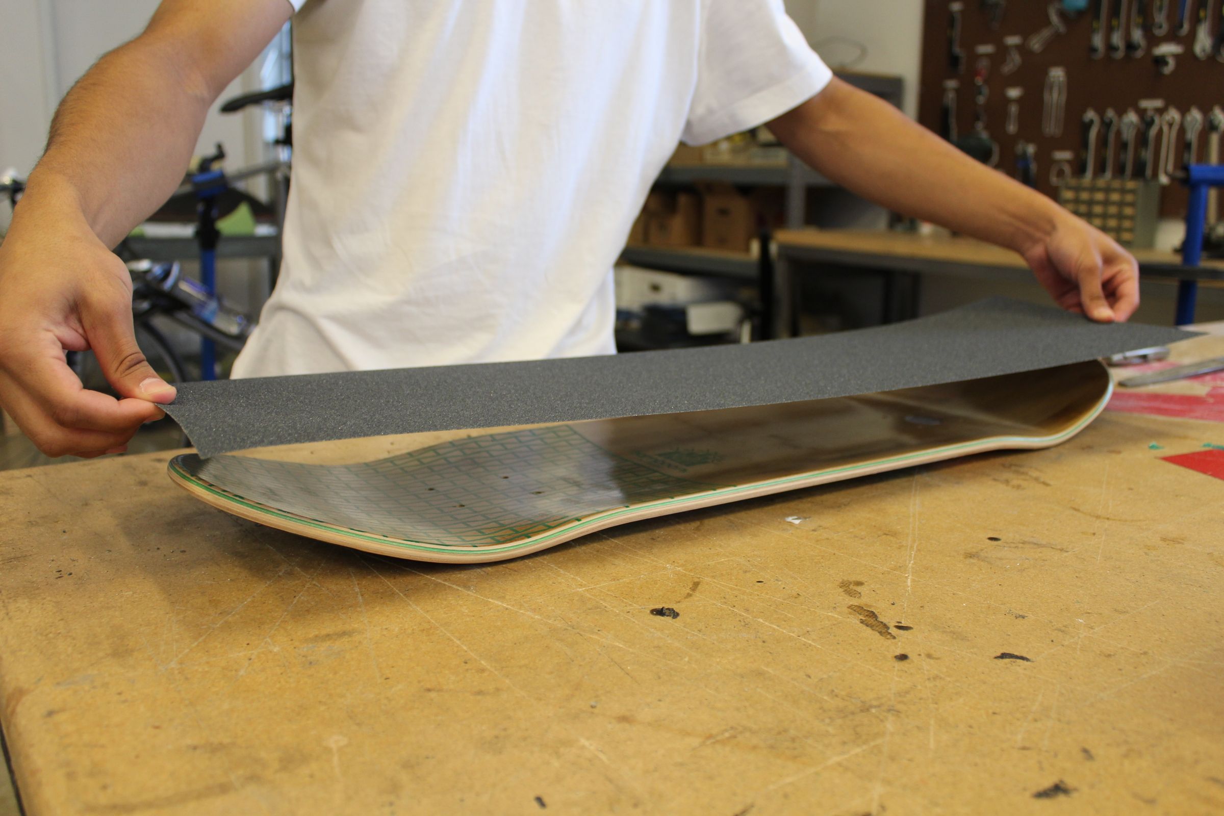 How to Grip a Skateboard : 5 Steps (with Pictures) - Instructables