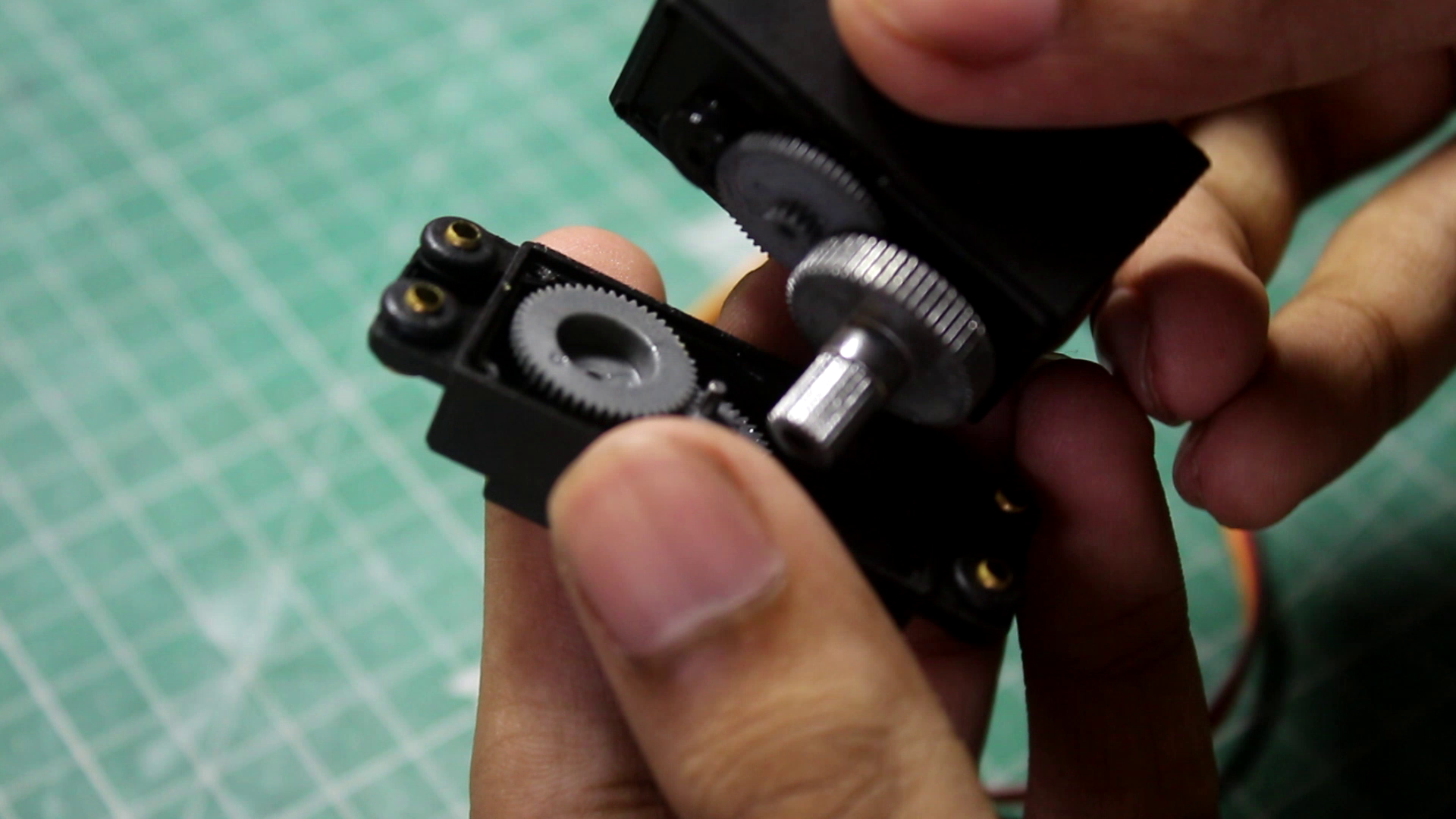 Electronic Turntable With Perfectly Over Engineered Design : 26 Steps ...