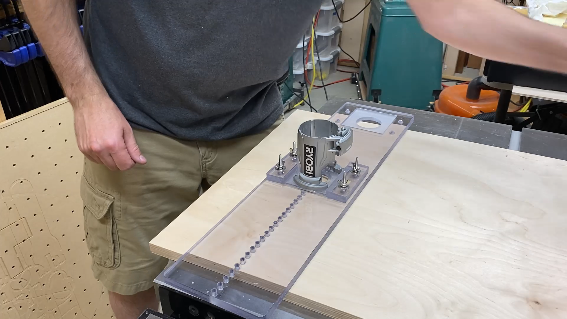 Clear Router Sled and Radius Jig : 6 Steps (with Pictures) - Instructables