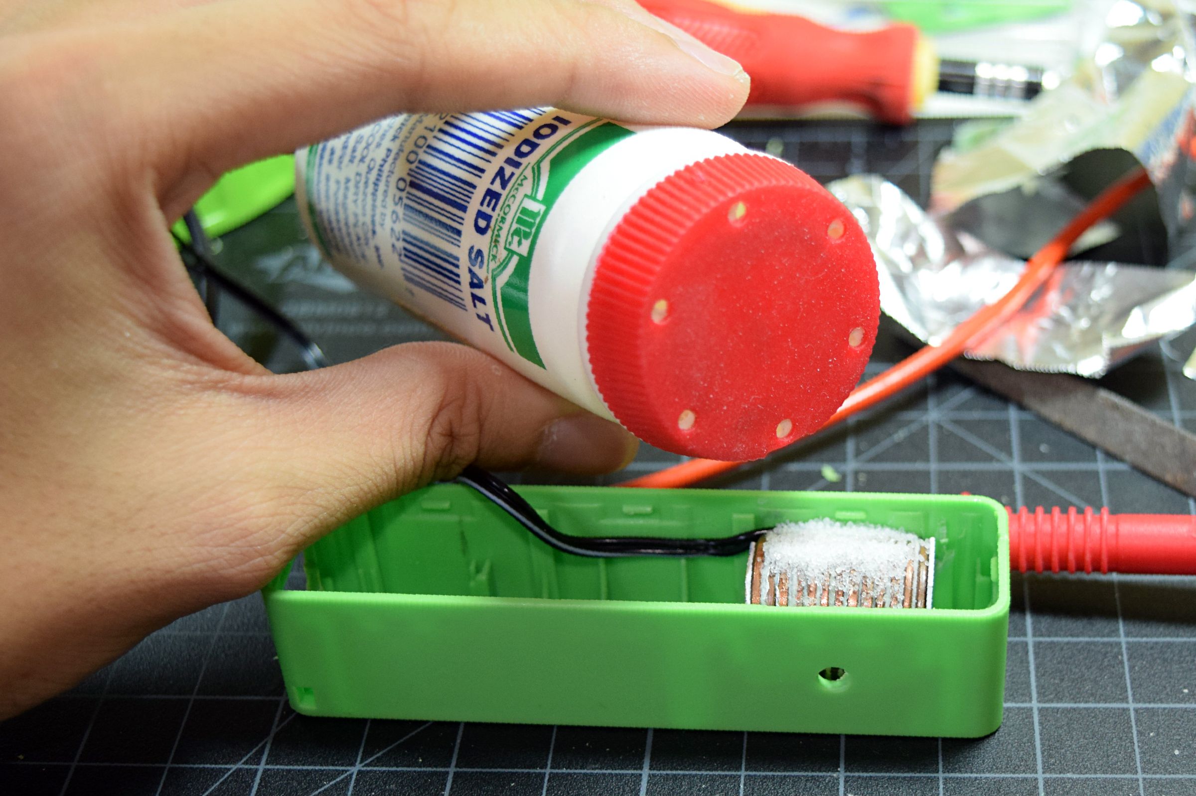 Water Powered Flashlight (v2) : 16 Steps (with Pictures) - Instructables