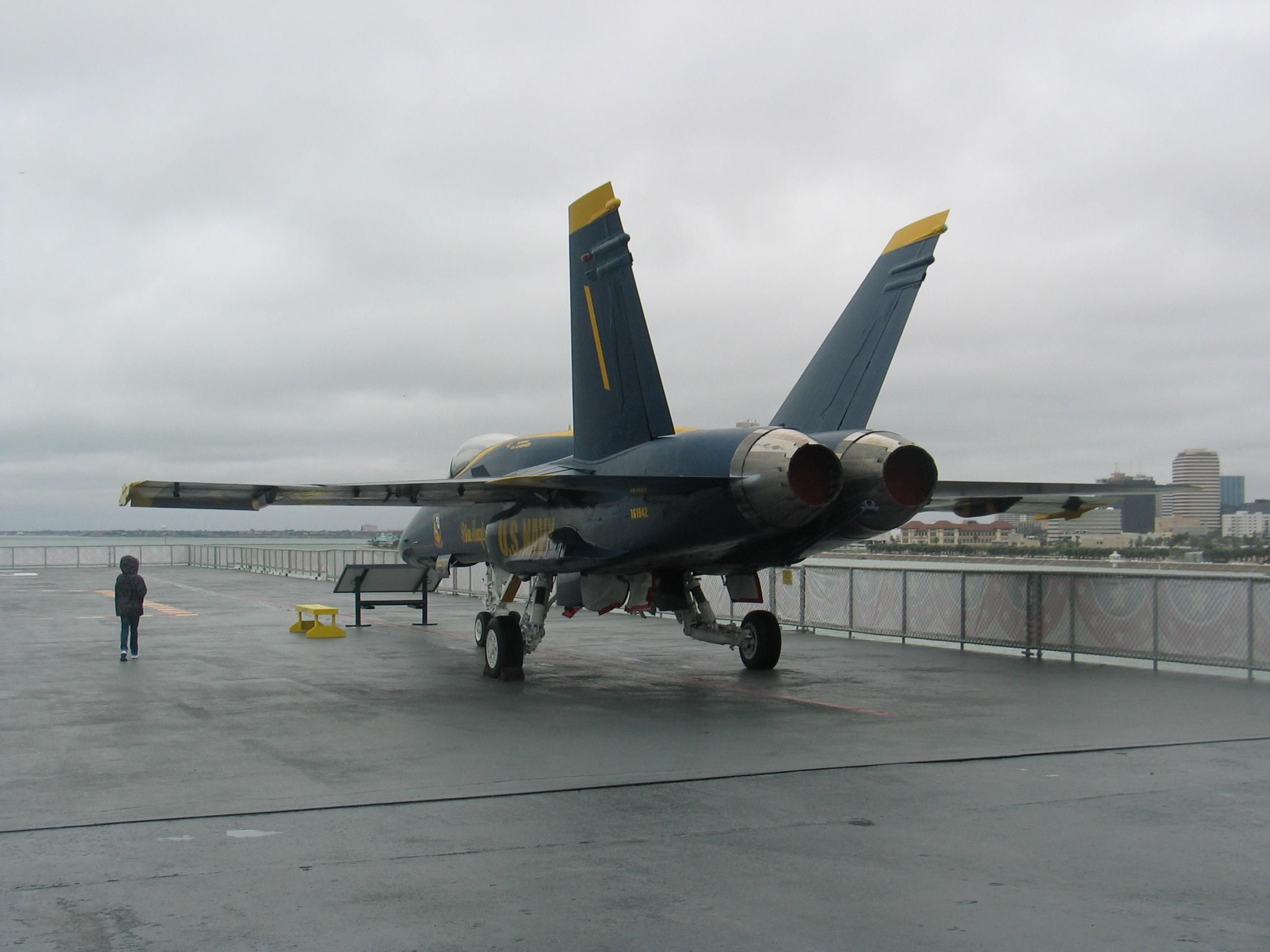 Blue Angels Model Conversion : 4 Steps - Instructables