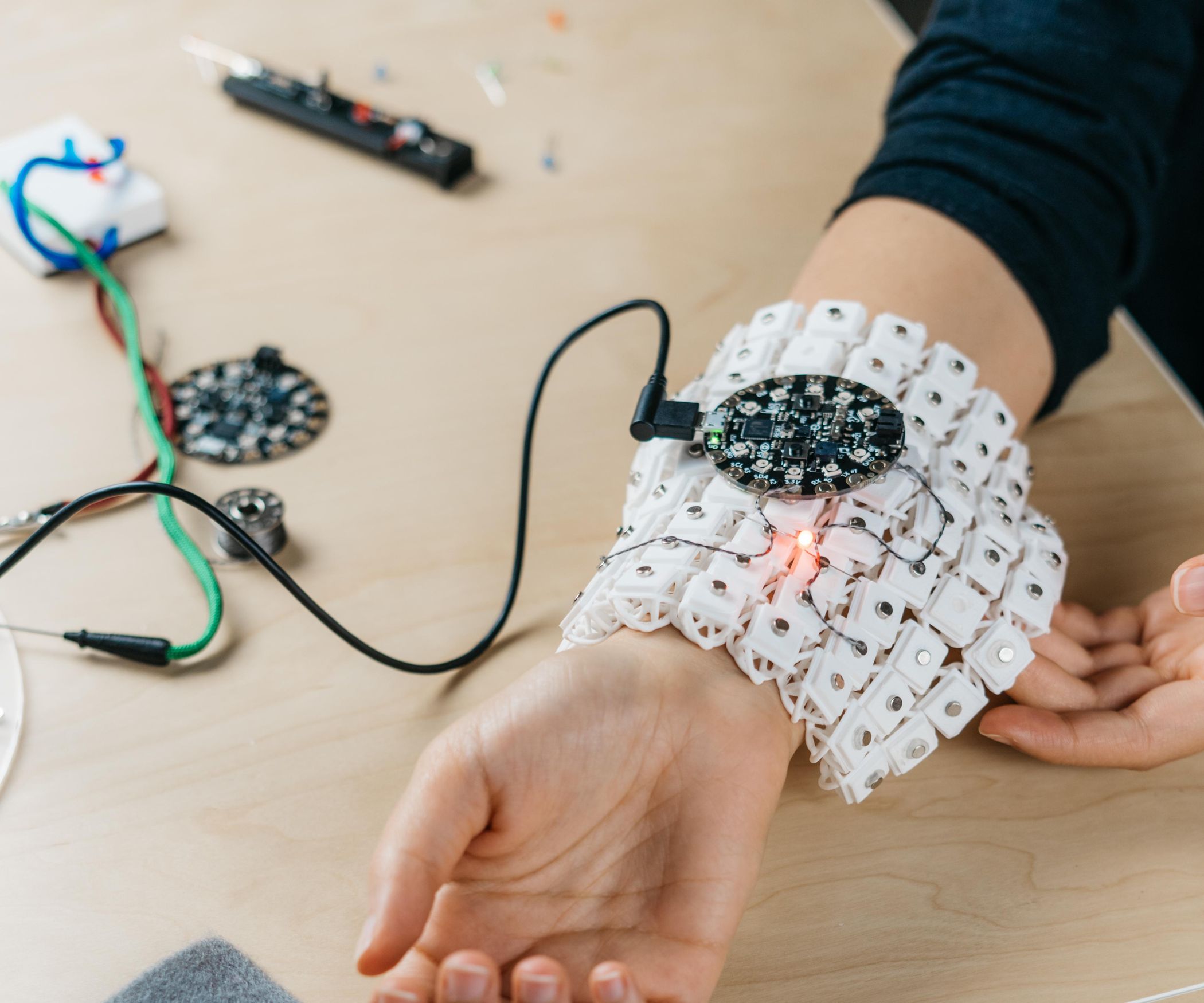 The ThreadBoard V4: Flexible E-Textile Prototyping Board : 4 Steps ...