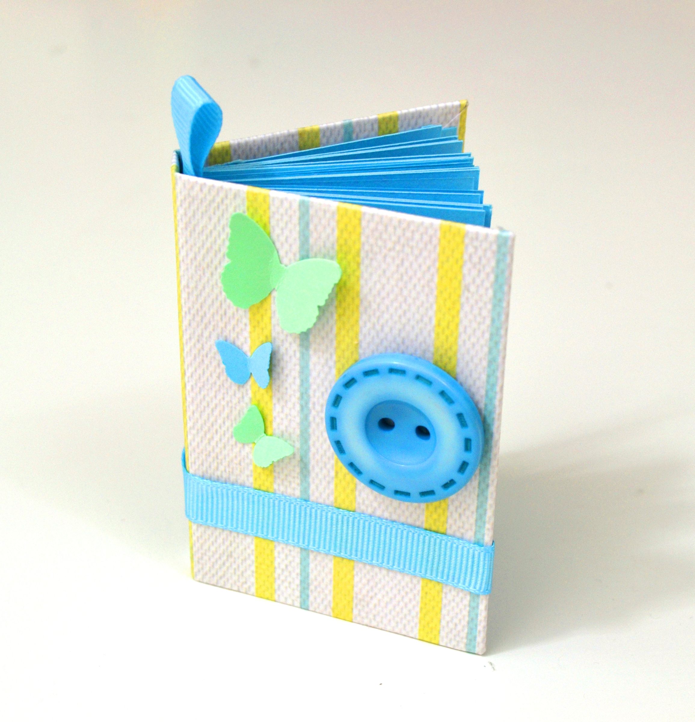 Make Your Own Mini Notebooks / POCKET - SIZED NOTEBOOKS WITH RECYCLED ...
