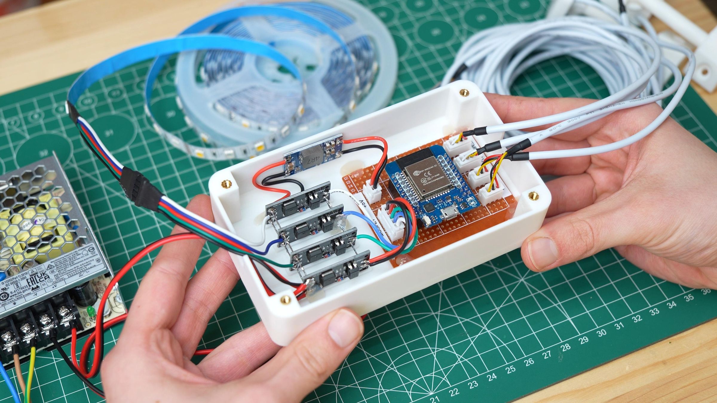 All-in-one RGBW LEDs Controller With Temperature and PIR Sensors! : 10 Steps (with Pictures ...