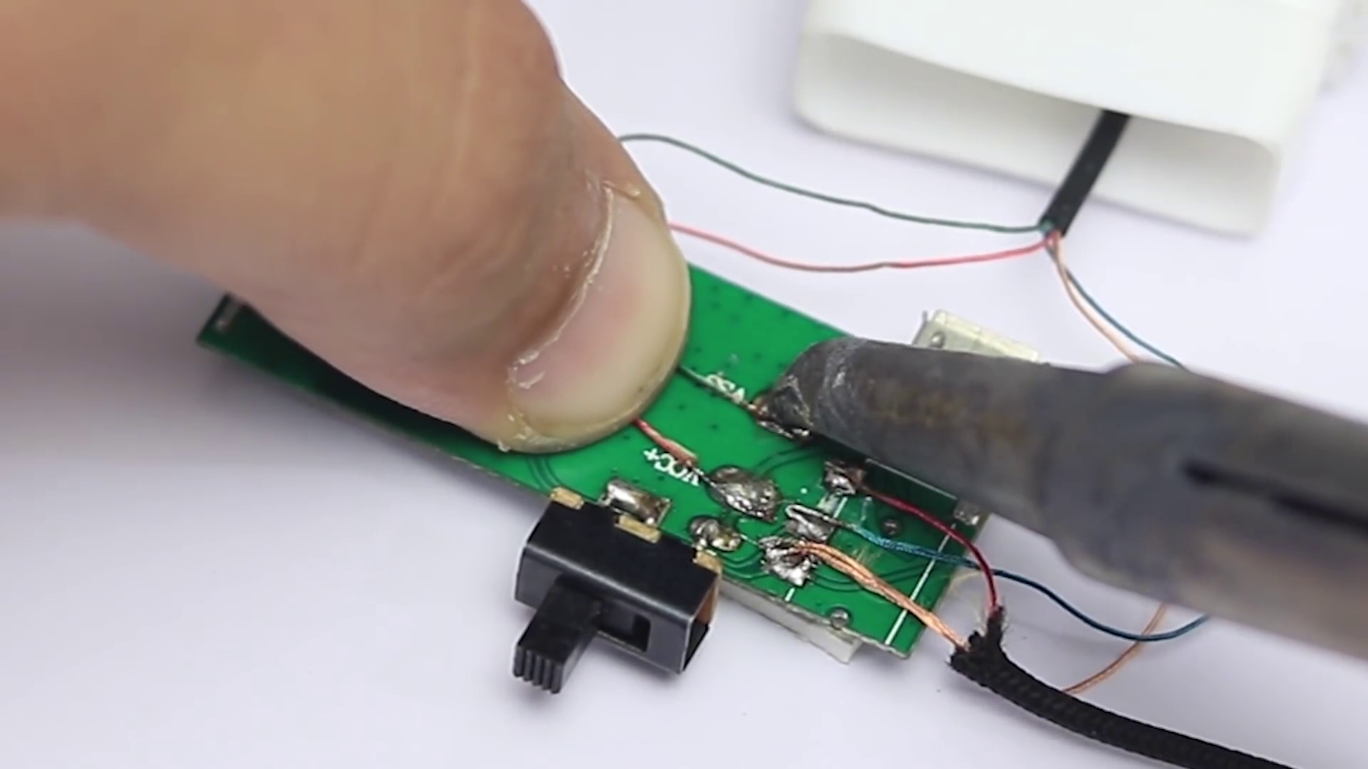 Bluetooth Neckband From Faulty Wire Earphone : 7 Steps (with Pictures ...