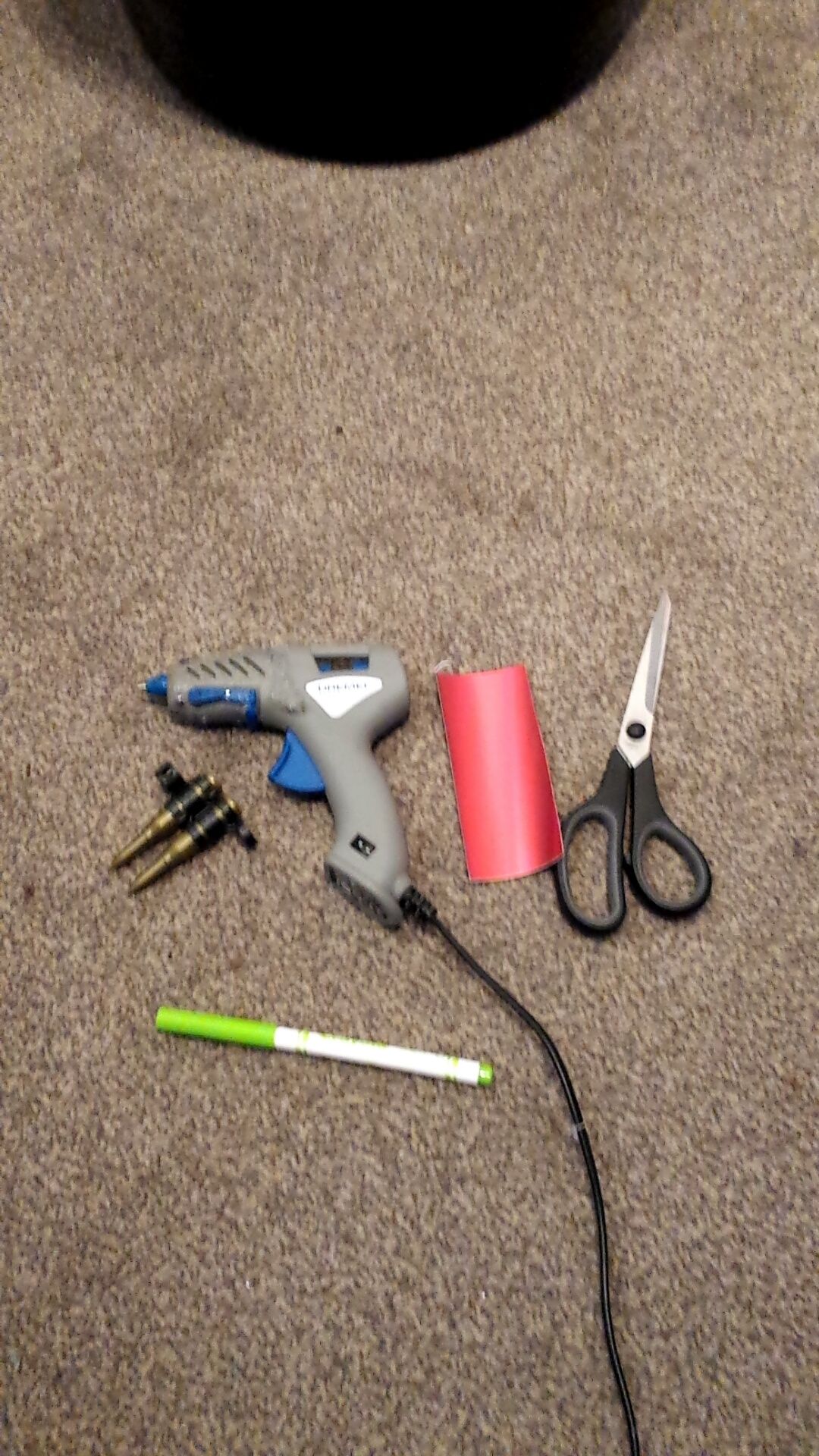 Quick Easy Mini Light Sabers : 4 Steps - Instructables