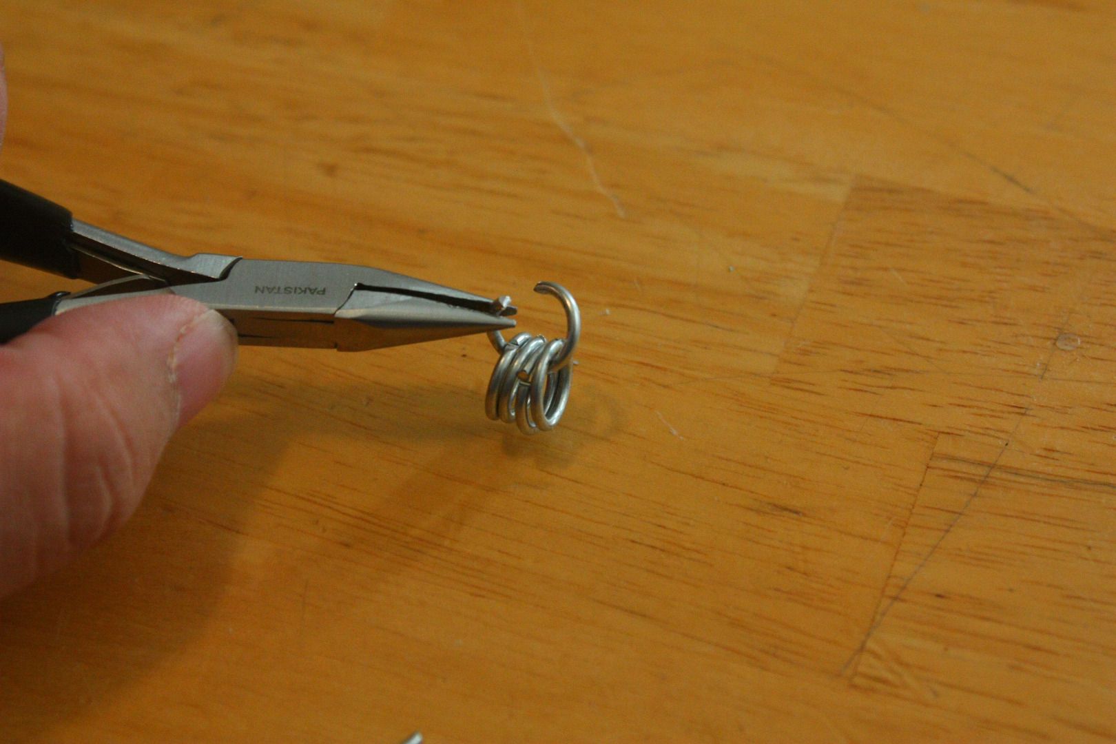 How to Make Chainmail (European 4-in-1 Weave) : 7 Steps (with Pictures ...