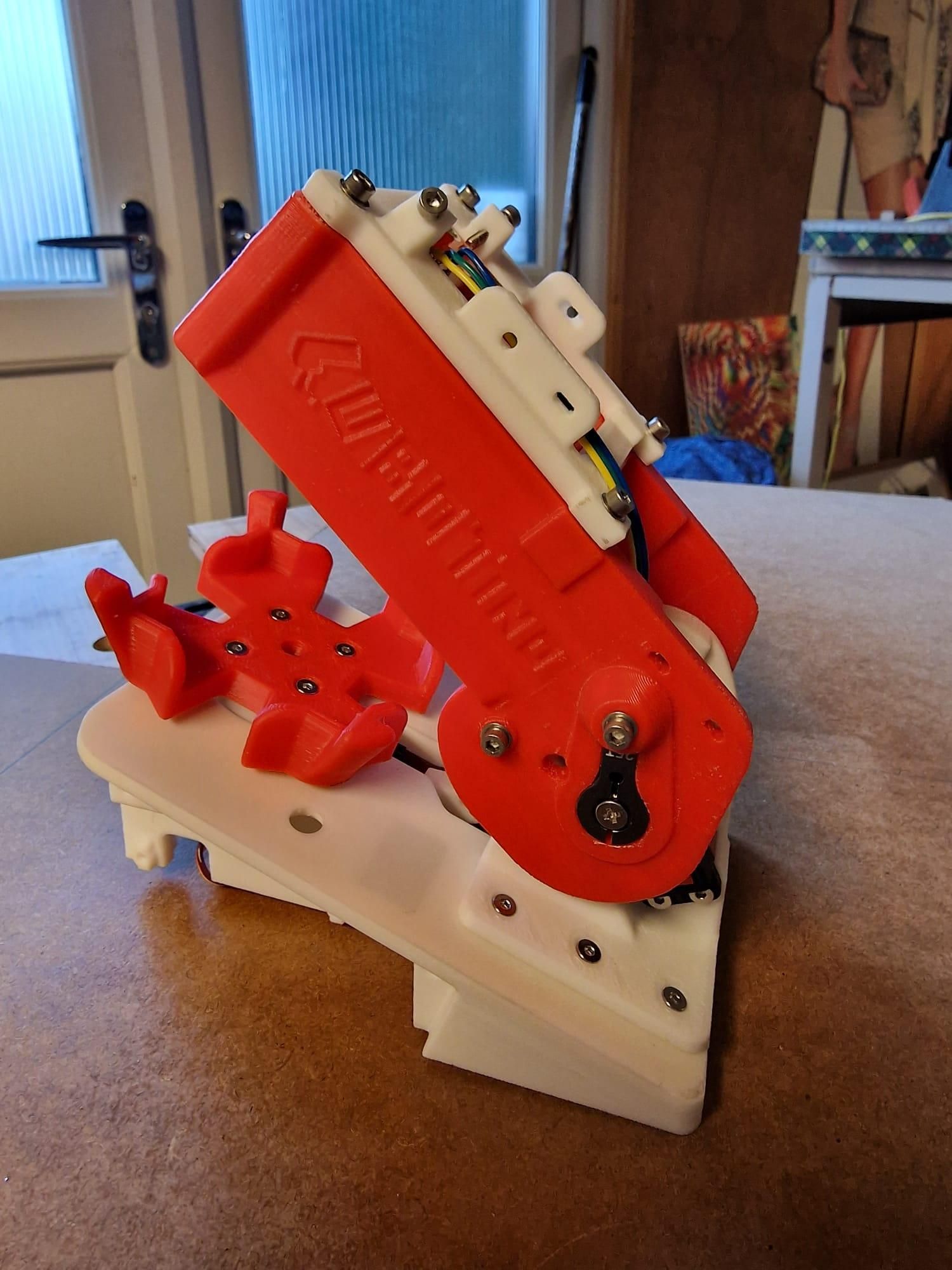 CUBOTino Autonomous: Small, 3D Printed, Rubik's Cube Robot (Raspberry ...