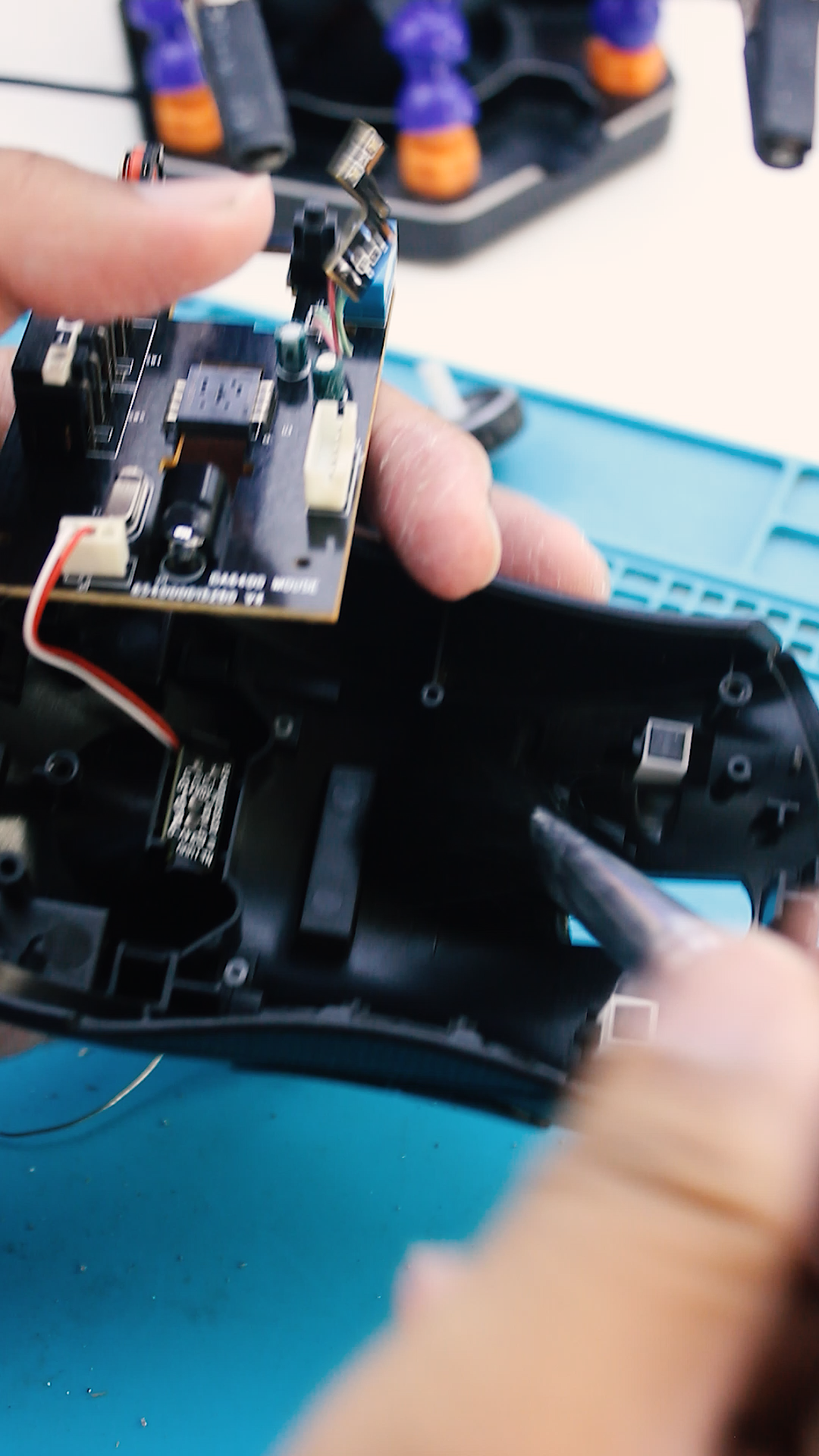 How to Fix a Broken Gaming Mouse Clicker! : 10 Steps (with Pictures ...