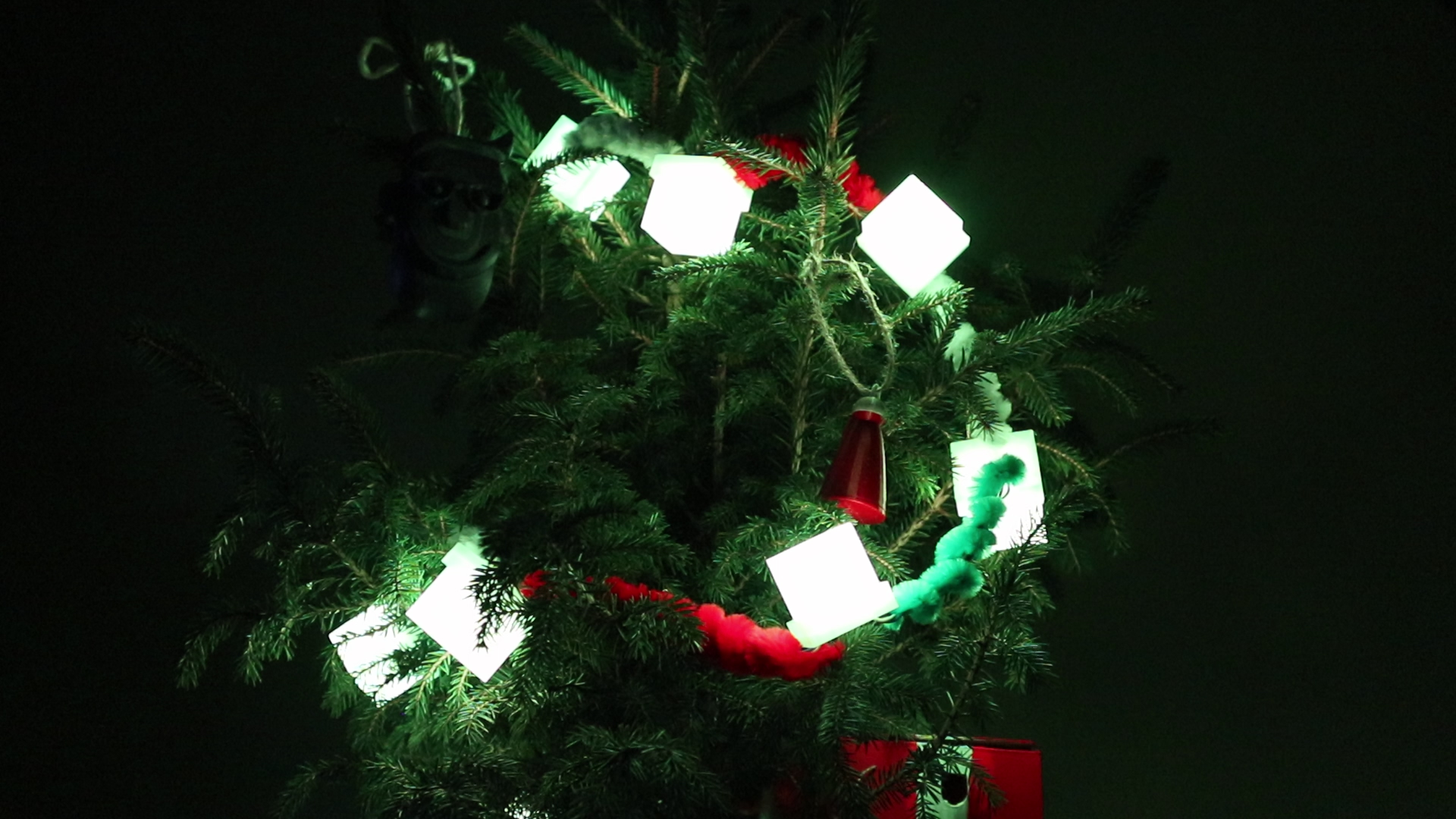 The Google Trends Powered Christmas Tree : 6 Steps (with Pictures ...