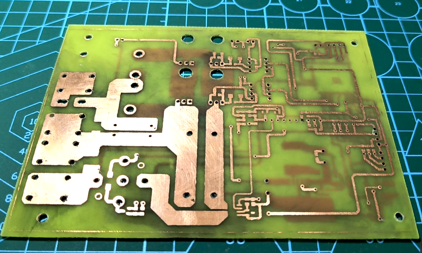 DIY ESP32 Based Dual Phase Interleaved MPPT : 6 Steps (with Pictures ...