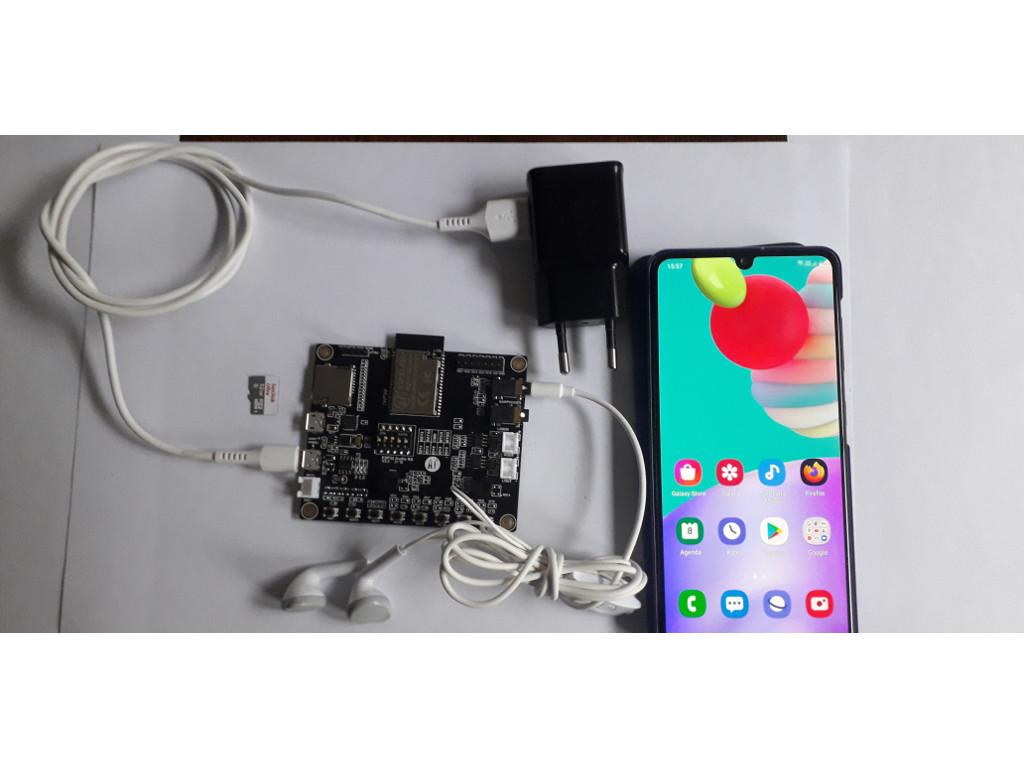 ESP32 Internet Radio : for 25€ and 30 Minutes of Your Time the World in ...