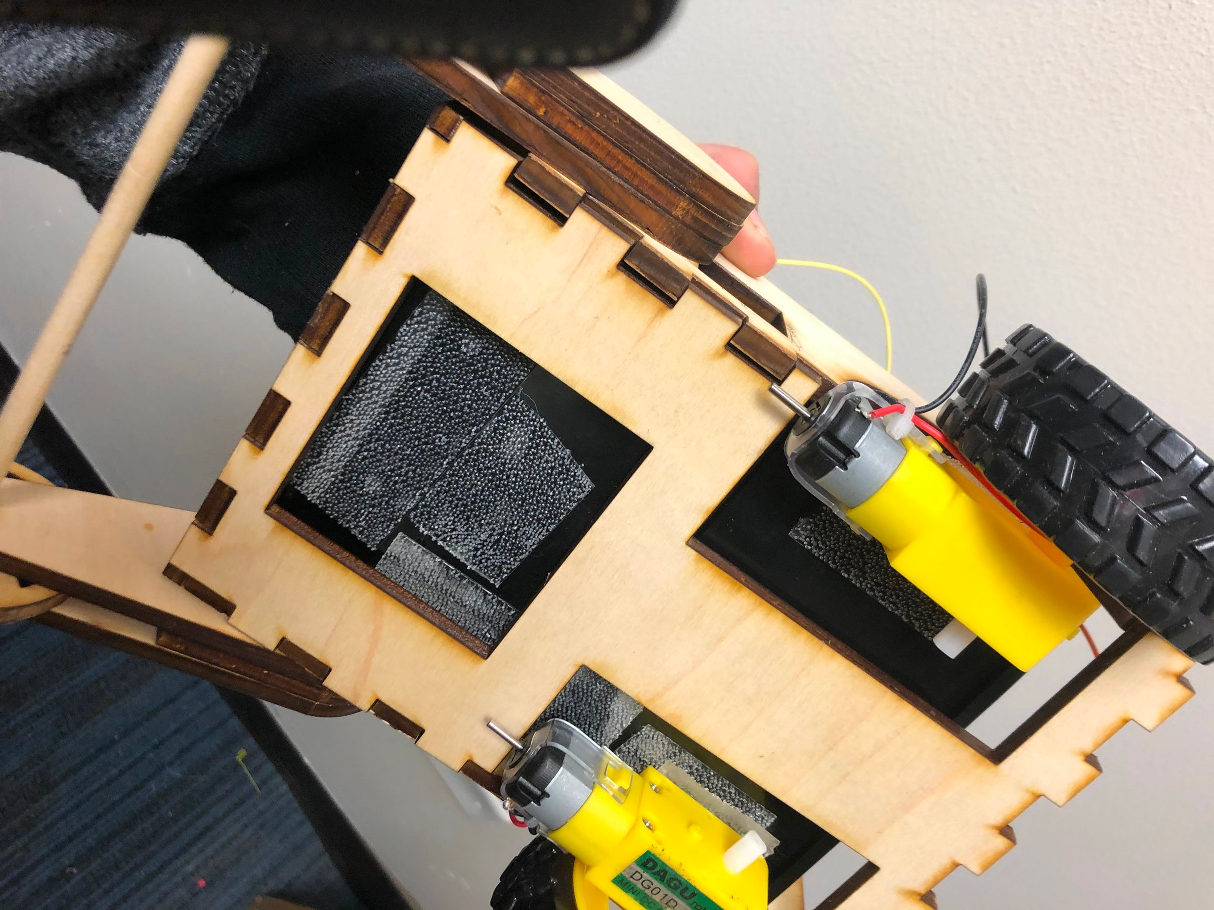 Laser Cut Arduino Car : 4 Steps - Instructables
