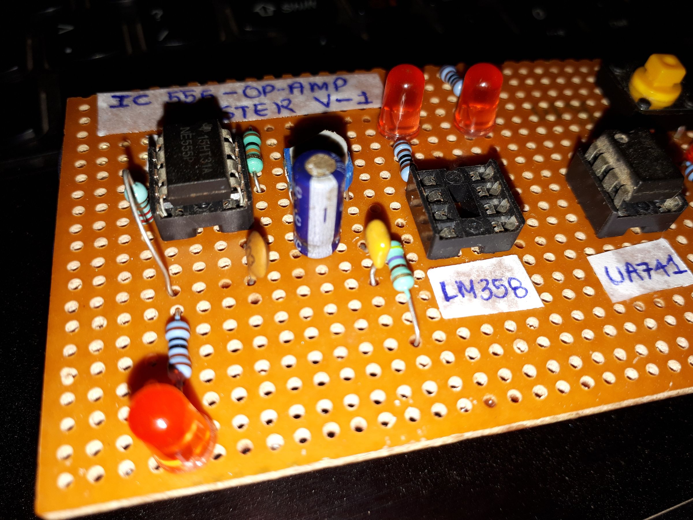 IC Tester ,Op-Amp,555 Timer Tester : 3 Steps - Instructables