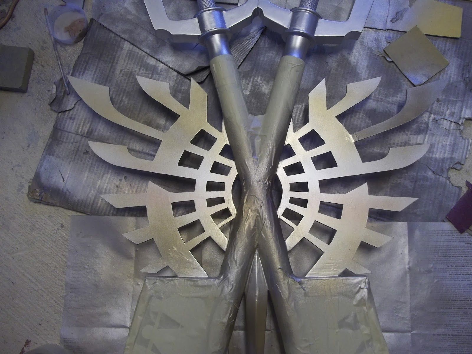 How to Make an X-Blade (Kingdom Hearts) : 9 Steps - Instructables