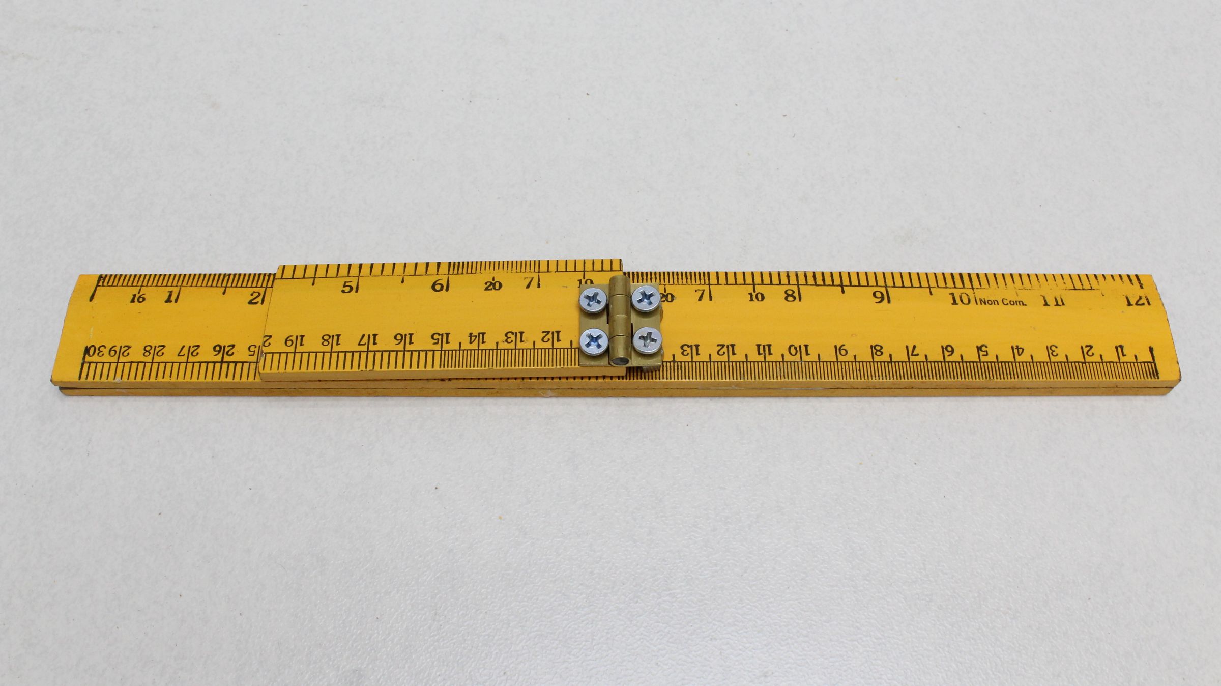 Foldable Laptop Stand - Using Wooden Rulers : 3 Steps (with Pictures ...