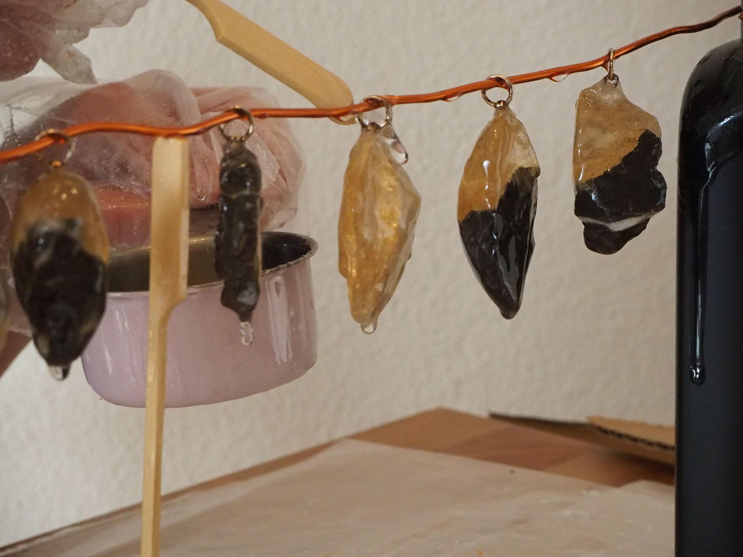 Half-Glass Stone Pendants : 10 Steps (with Pictures) - Instructables