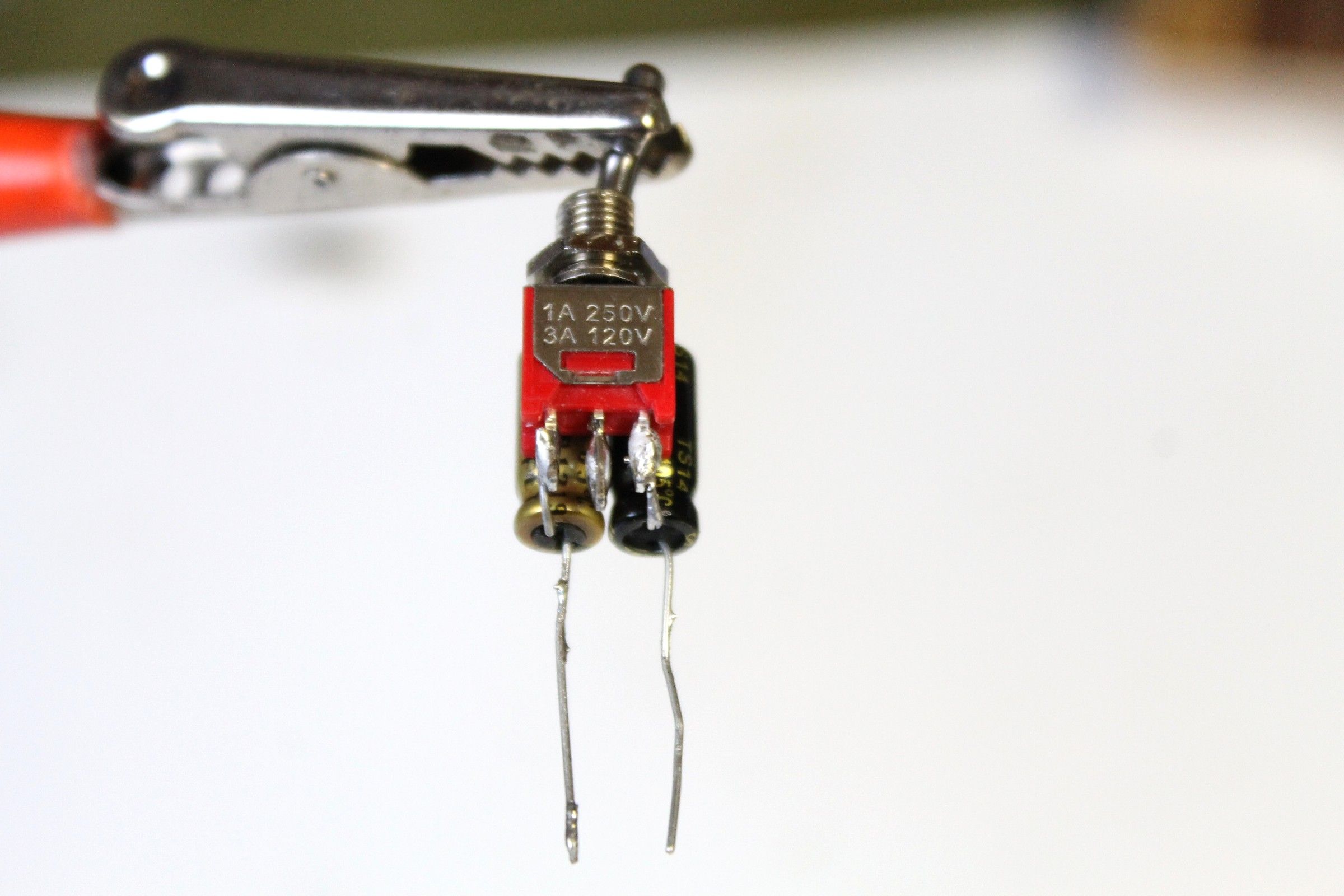 Fizzle Loop Synth V3 (555 Timer) : 11 Steps (with Pictures) - Instructables