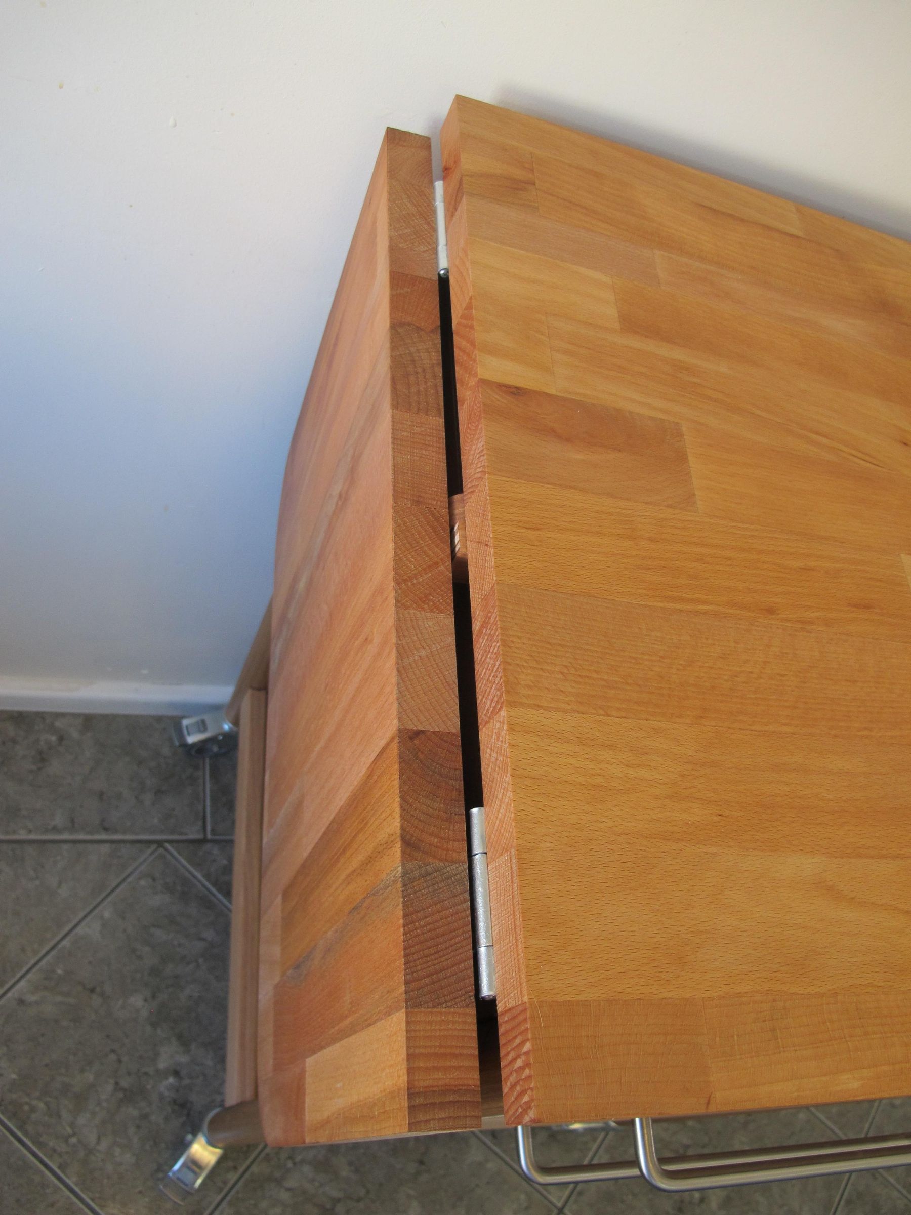 Mobile Folding Craft Station : 15 Steps (with Pictures) - Instructables