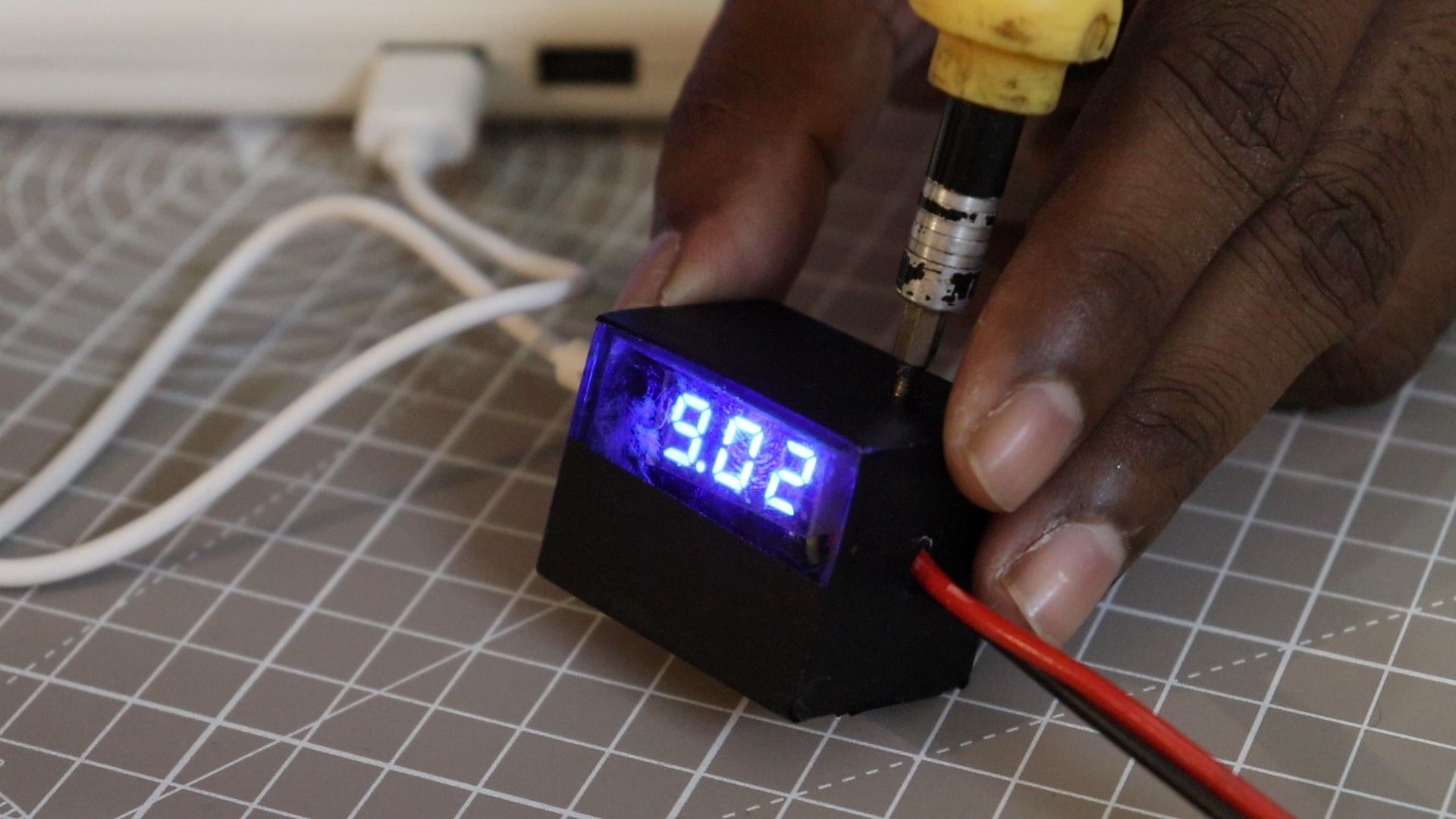 DIY Mini UPS for Wifi Router : 11 Steps - Instructables