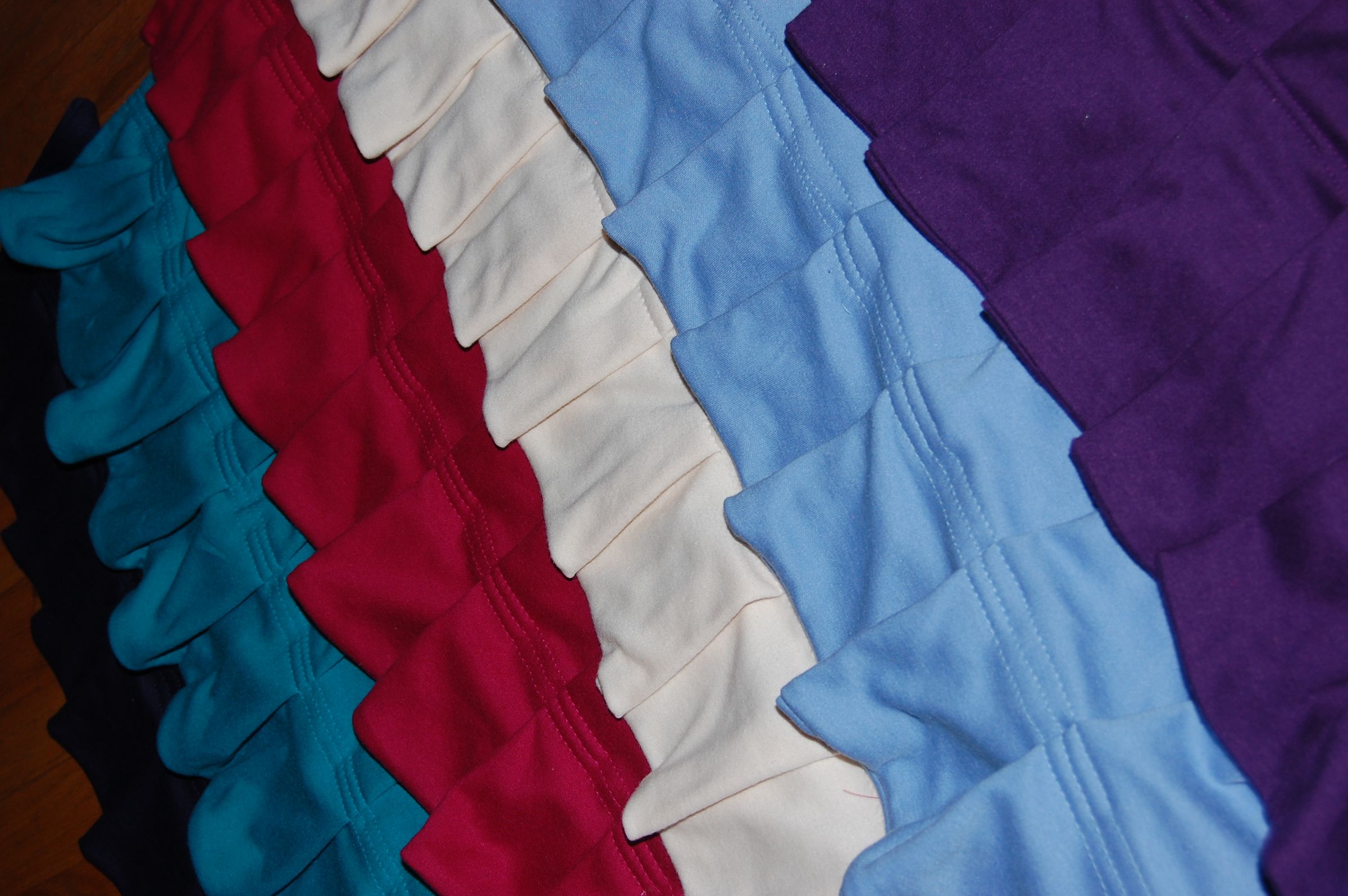 Simple Knit Ruffle Scarf : 6 Steps (with Pictures) - Instructables