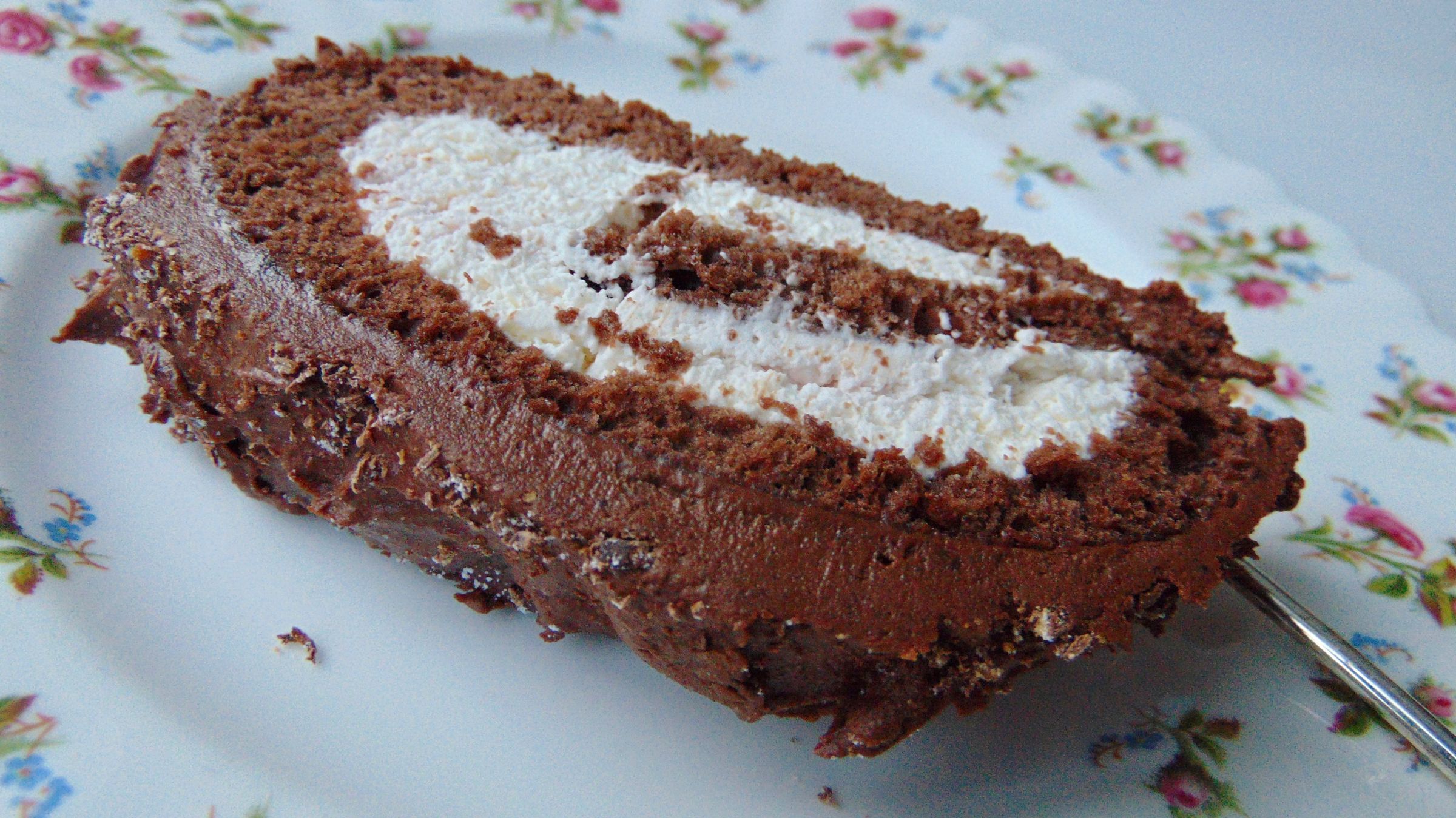 Christmas Yule Log Roll : 10 Steps (with Pictures) - Instructables