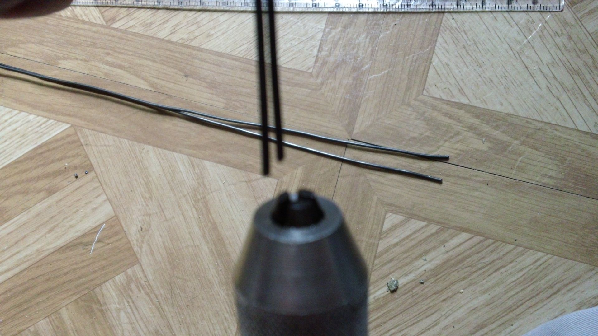 Basics of Twisting Wire for Jewelry : 4 Steps (with Pictures ...