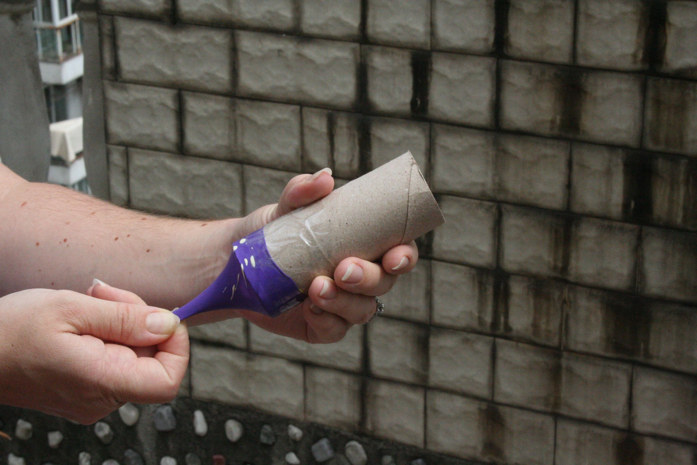 Balloon Gun : 6 Steps - Instructables