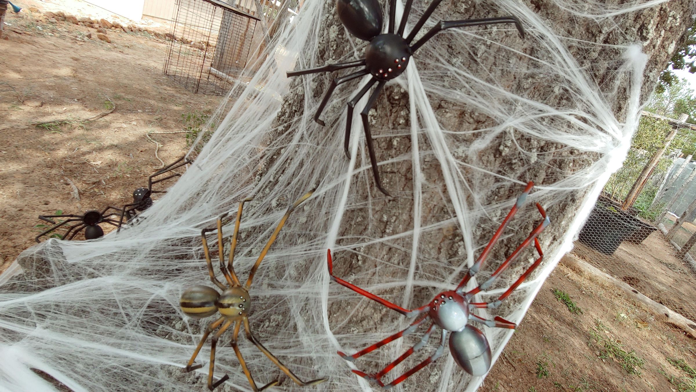 Super Easy Spiders : 4 Steps (with Pictures) - Instructables