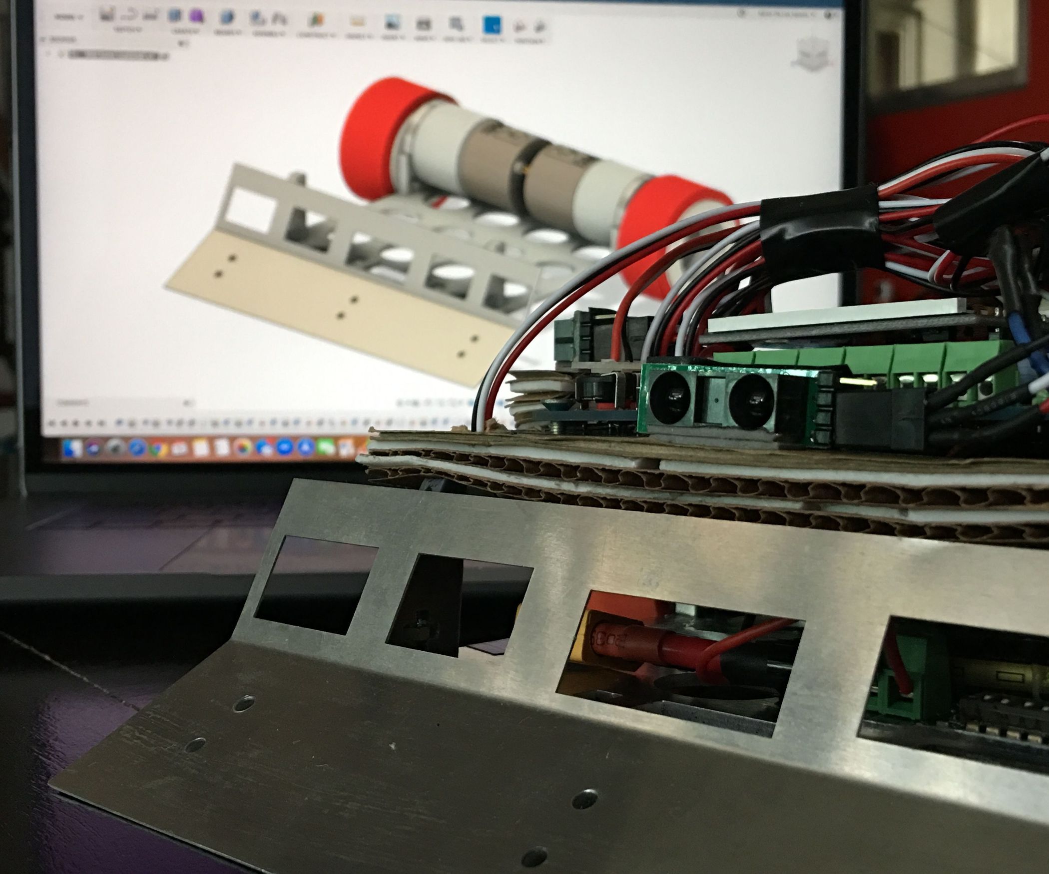 1KG Sumobot Build : 6 Steps - Instructables