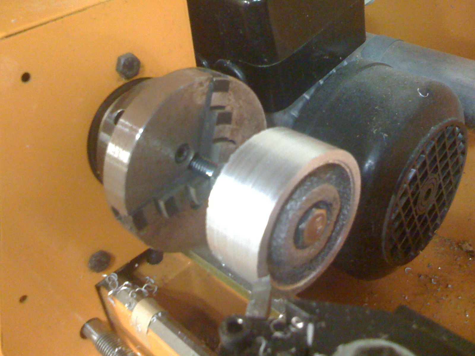 How to Cast and Machine Aluminum Rollers : 9 Steps - Instructables