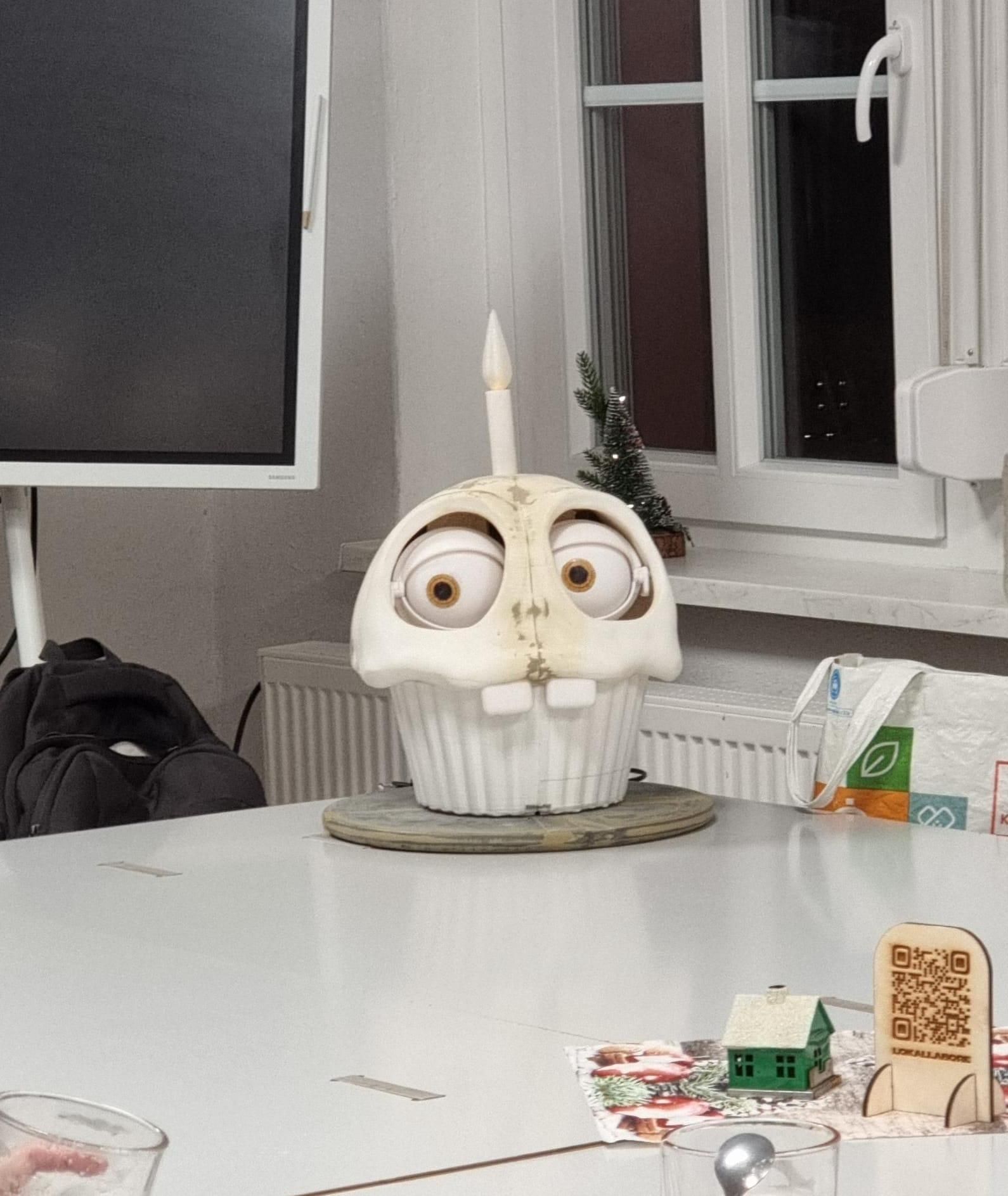 FNAF Movie - Cupcake V2 : 6 Steps - Instructables