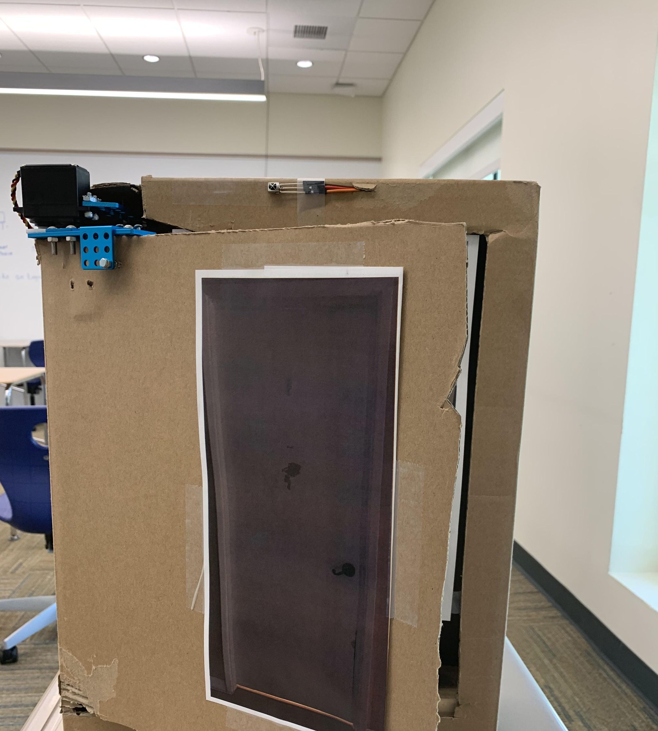 Door-On! a Door Opener Through an IR Sensor. : 6 Steps - Instructables