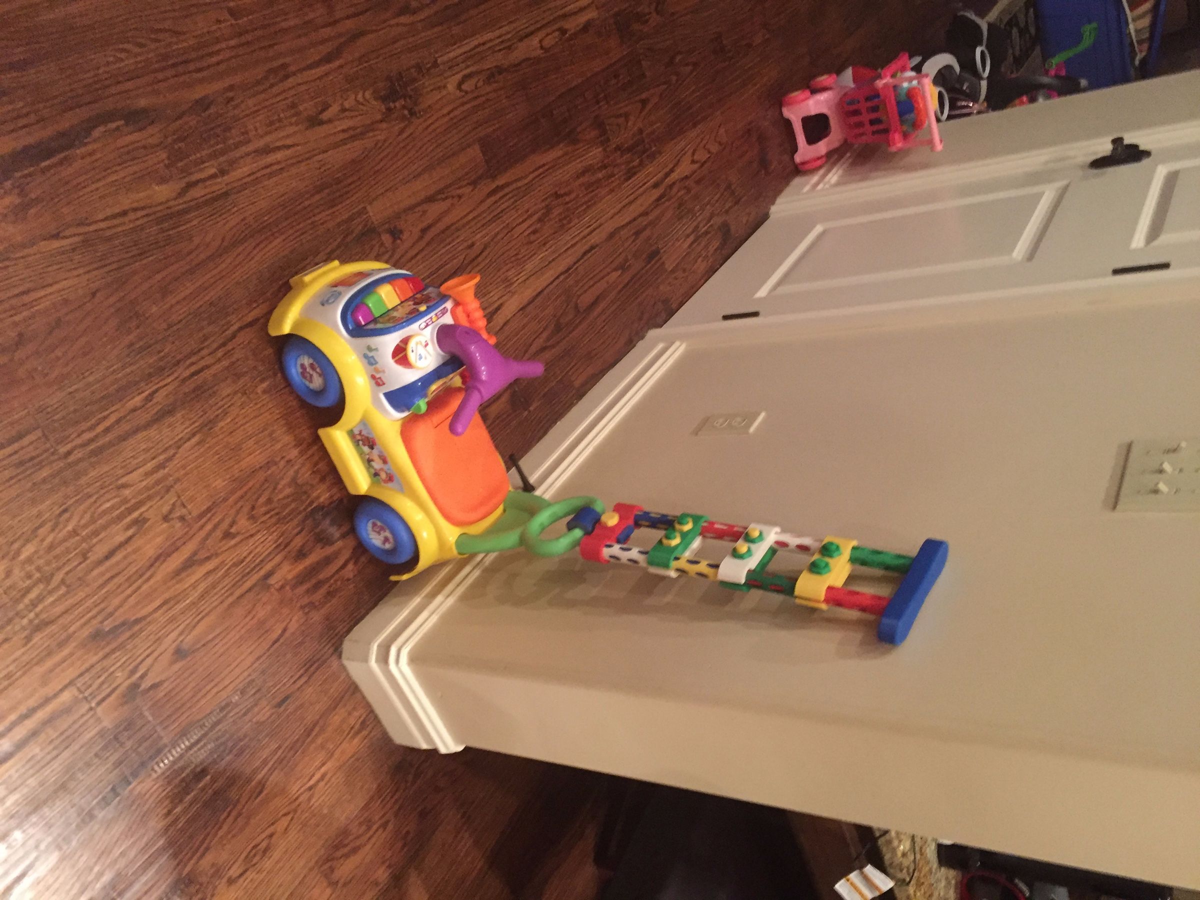 Multi-color Ergonomic Extension Handle - Convert Child’s Cart to Push ...