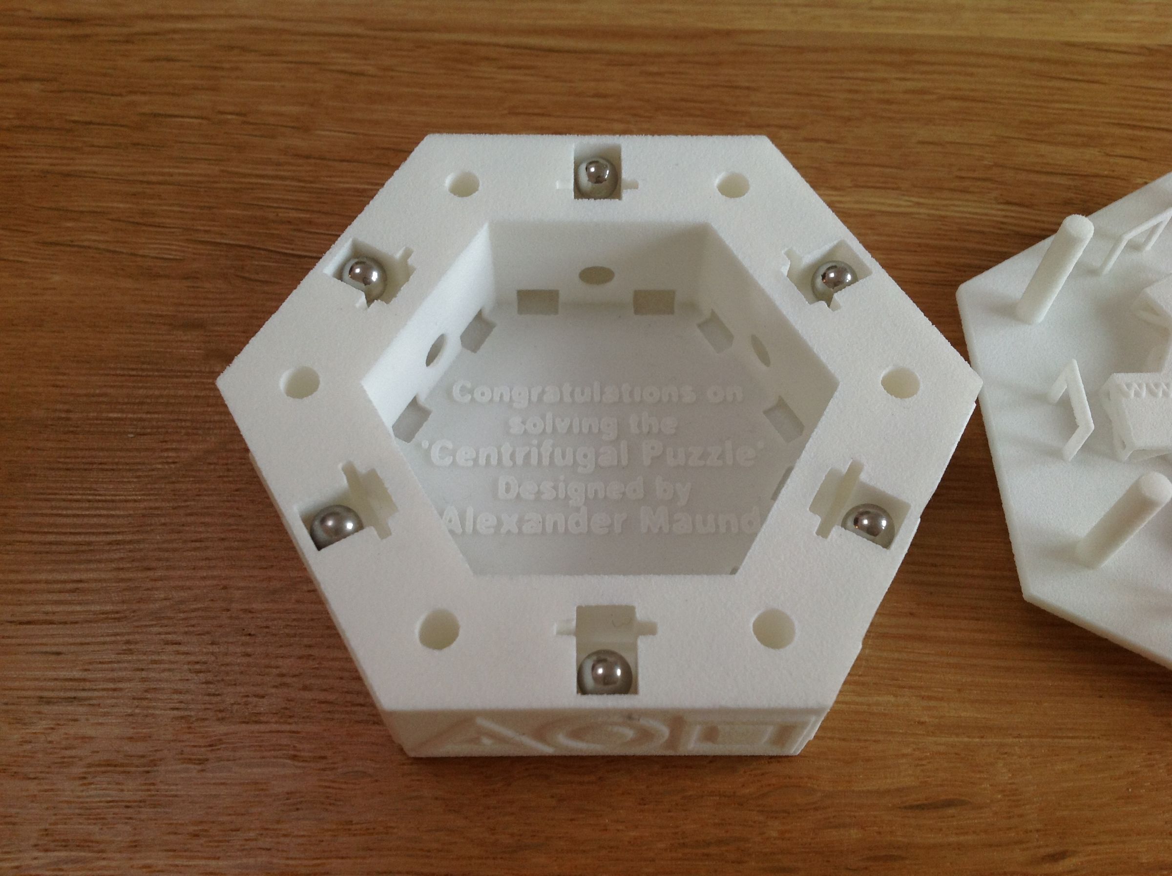 3D Printed 'Centrifugal Puzzle Box' - Solved With a Spin... : 5 Steps ...