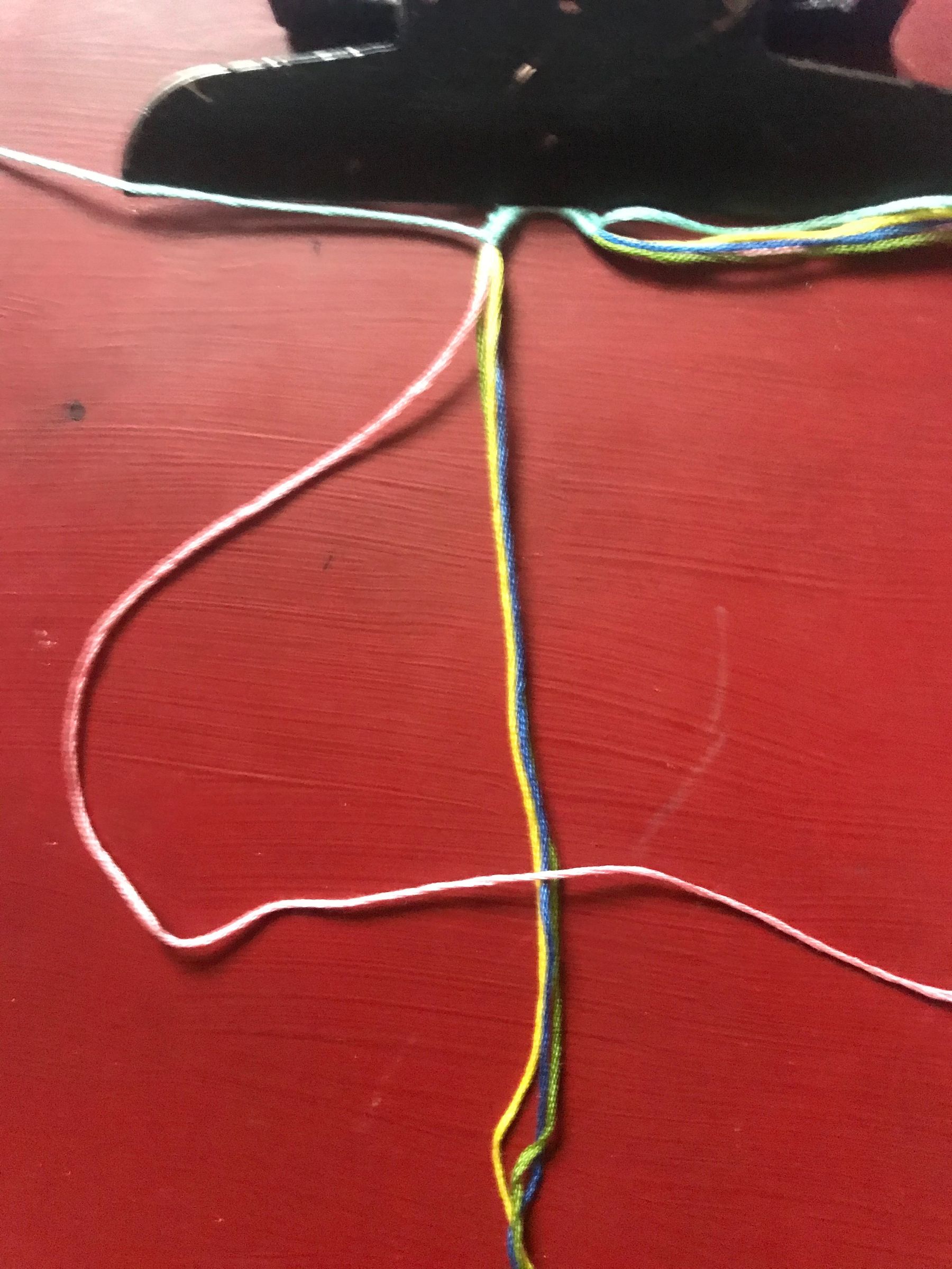 Friendship Bracelet With Teardrop Loop and Triangle Ending : 7 Steps ...