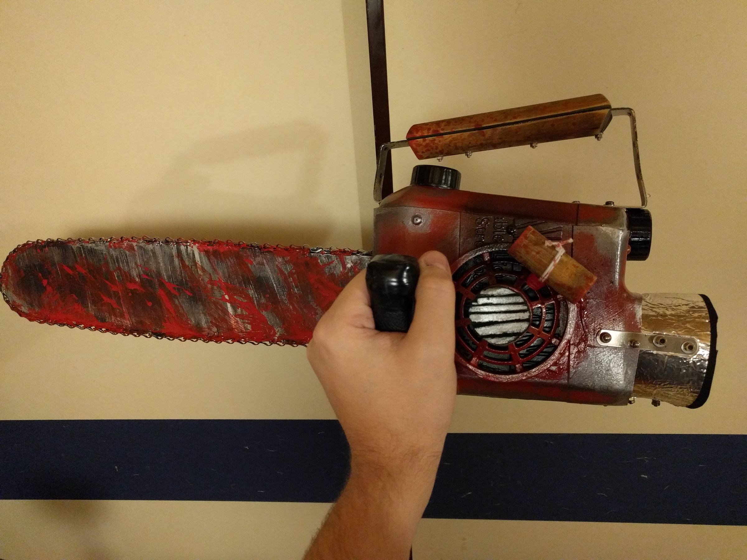 Evil Dead 2 Chainsaw : 12 Steps (with Pictures) - Instructables