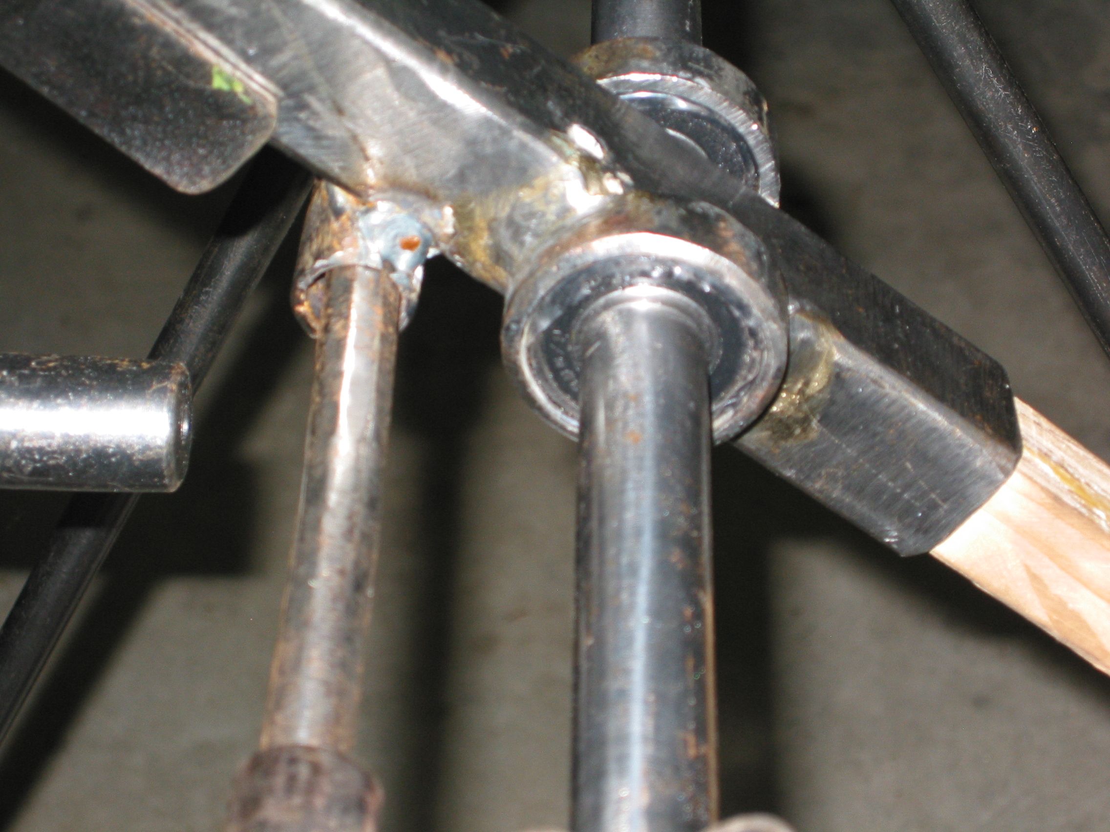 Make a Mid-sized (disassemblable) Steel Trebuchet : 15 Steps ...