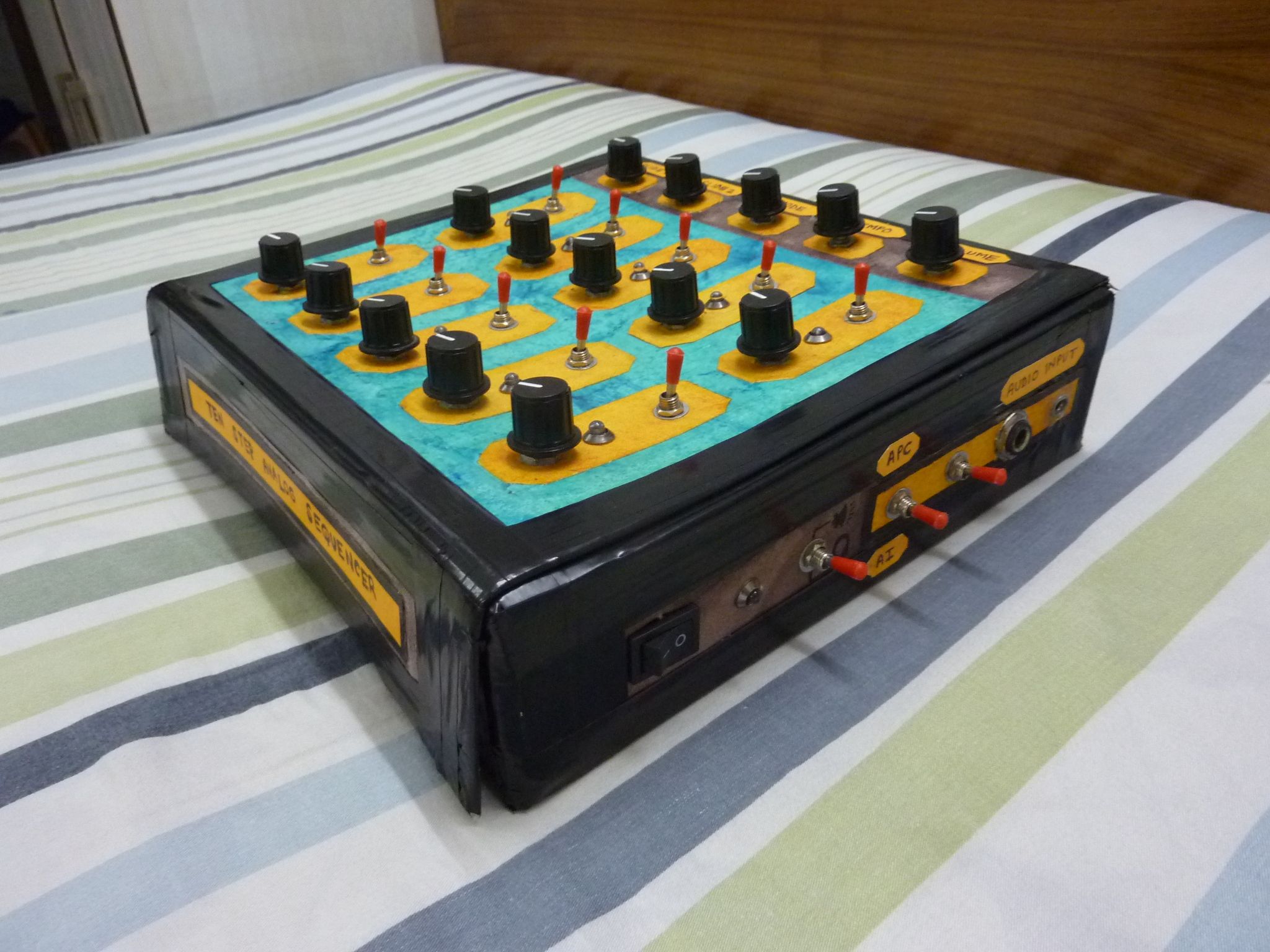 10 Step Analog Sequencer : 14 Steps (with Pictures) - Instructables