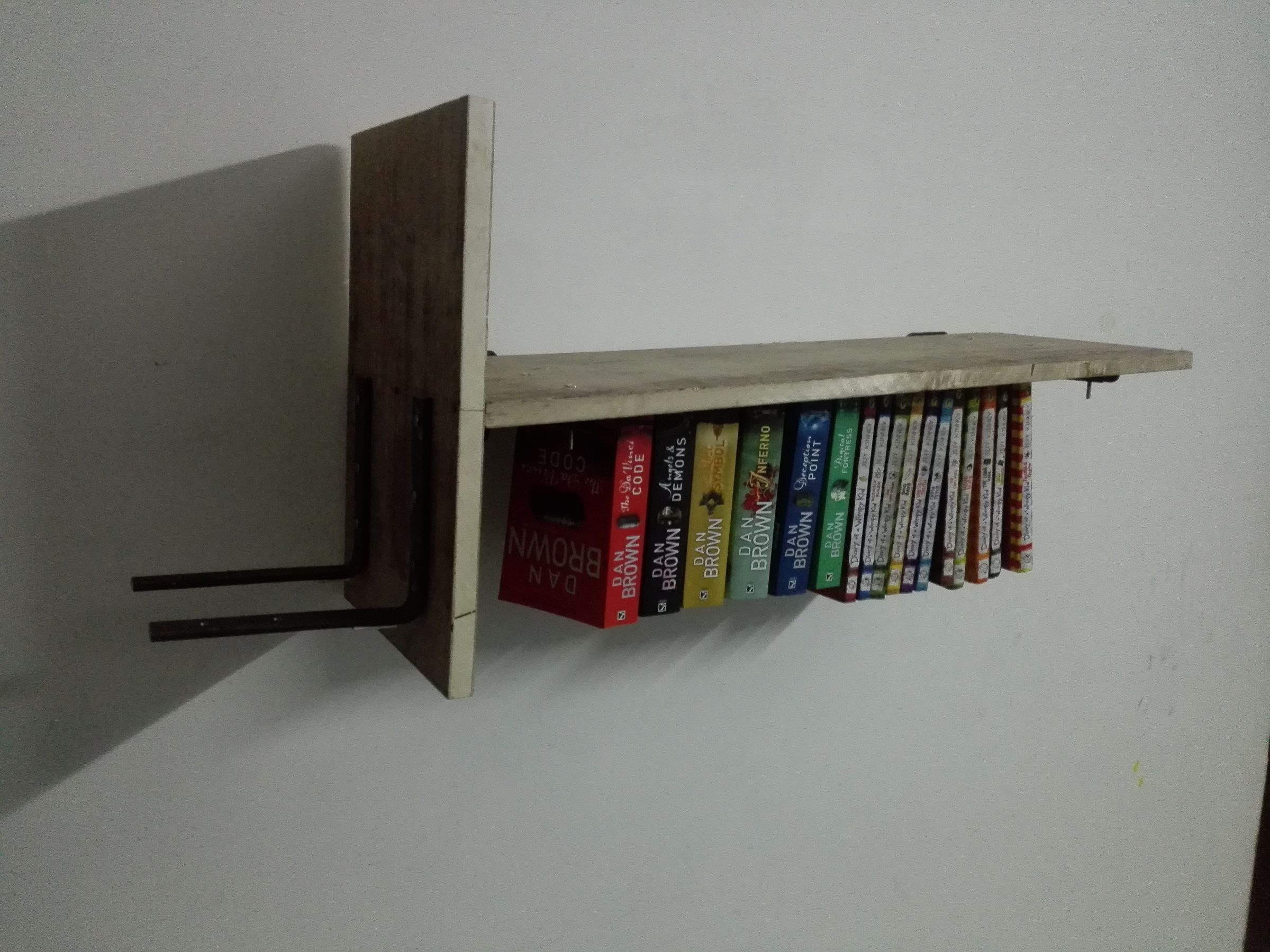 THE OMG BOOKSHELF!!! : 6 Steps (with Pictures) - Instructables