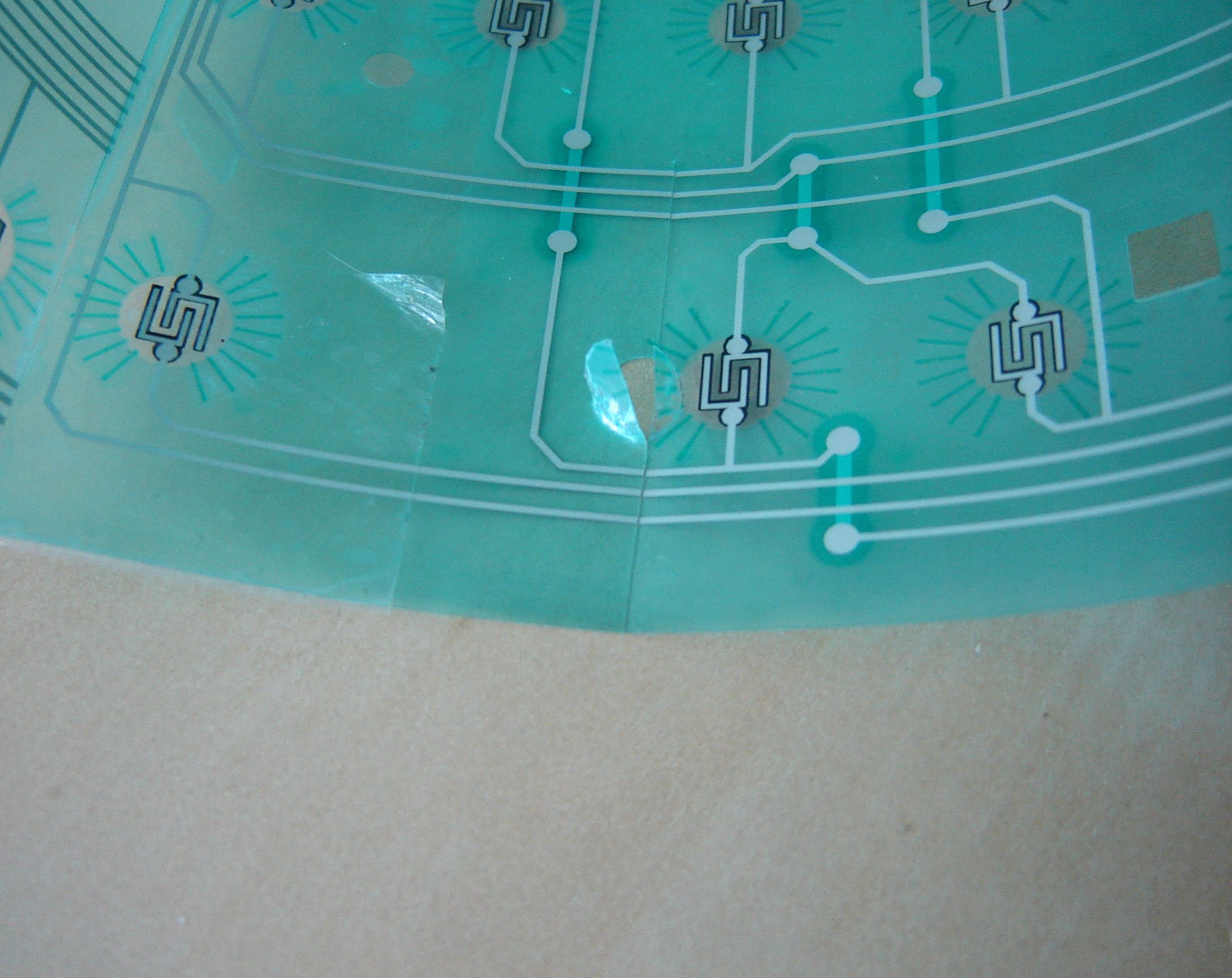 Keyboard Circuit Sheet Lampshade : 6 Steps (with Pictures) - Instructables