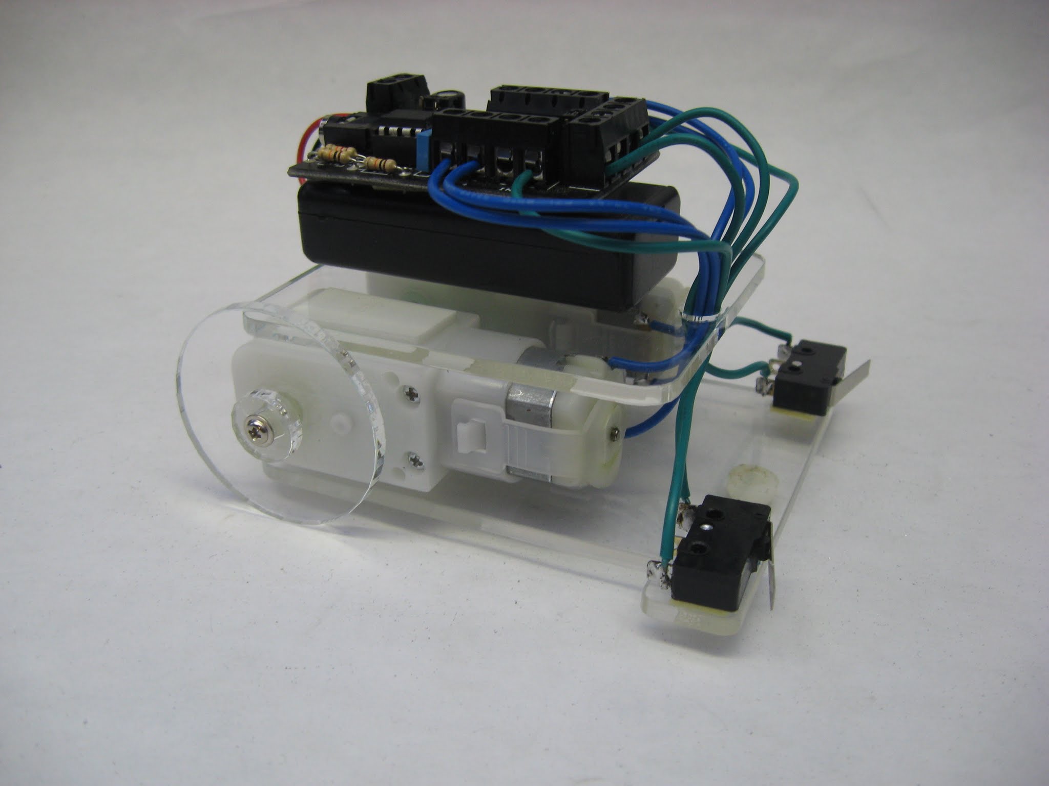 Picaxe MakerFaire Special Robot : 14 Steps (with Pictures) - Instructables