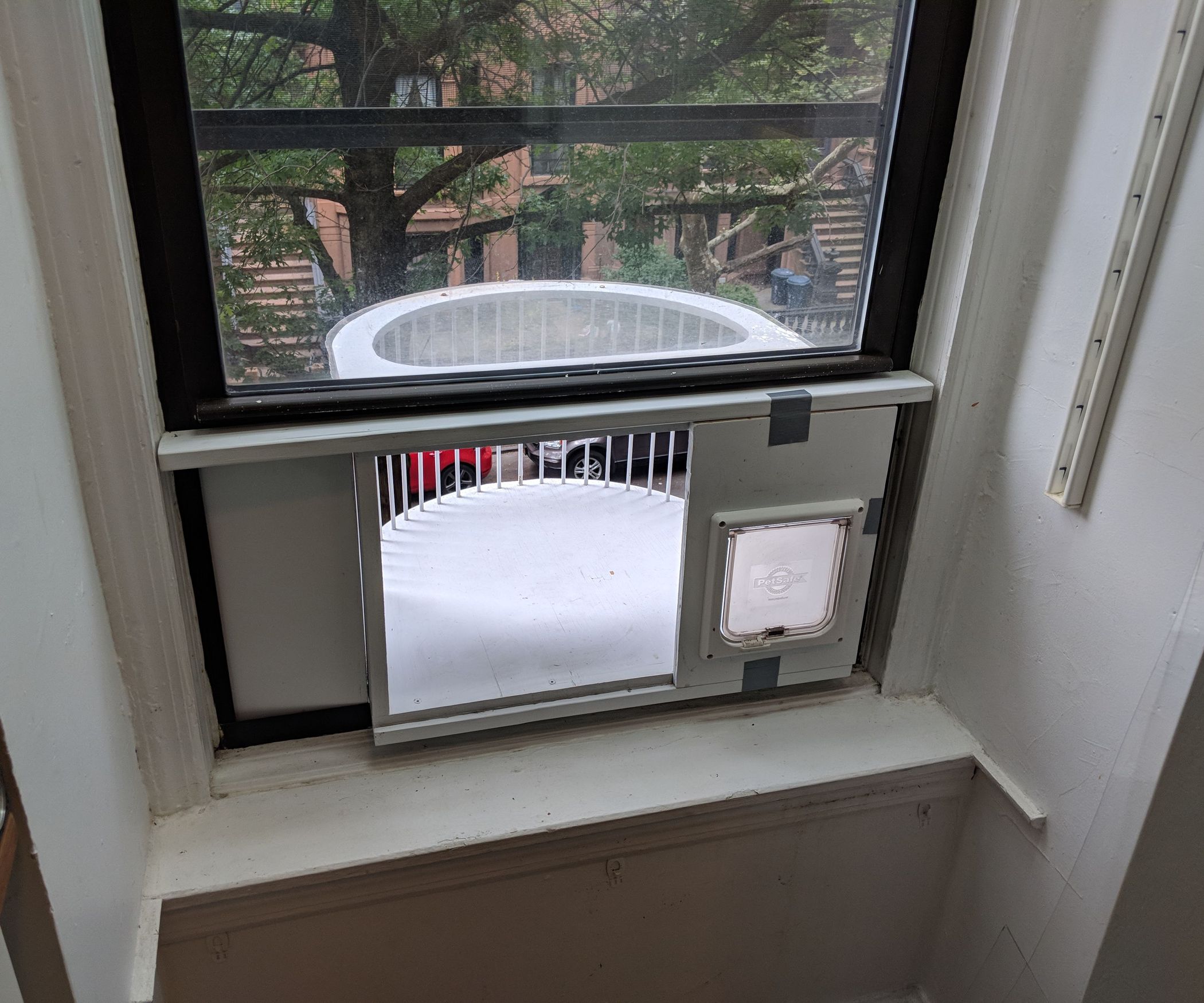 Window Catio (Cat Patio) : 12 Steps (with Pictures) - Instructables