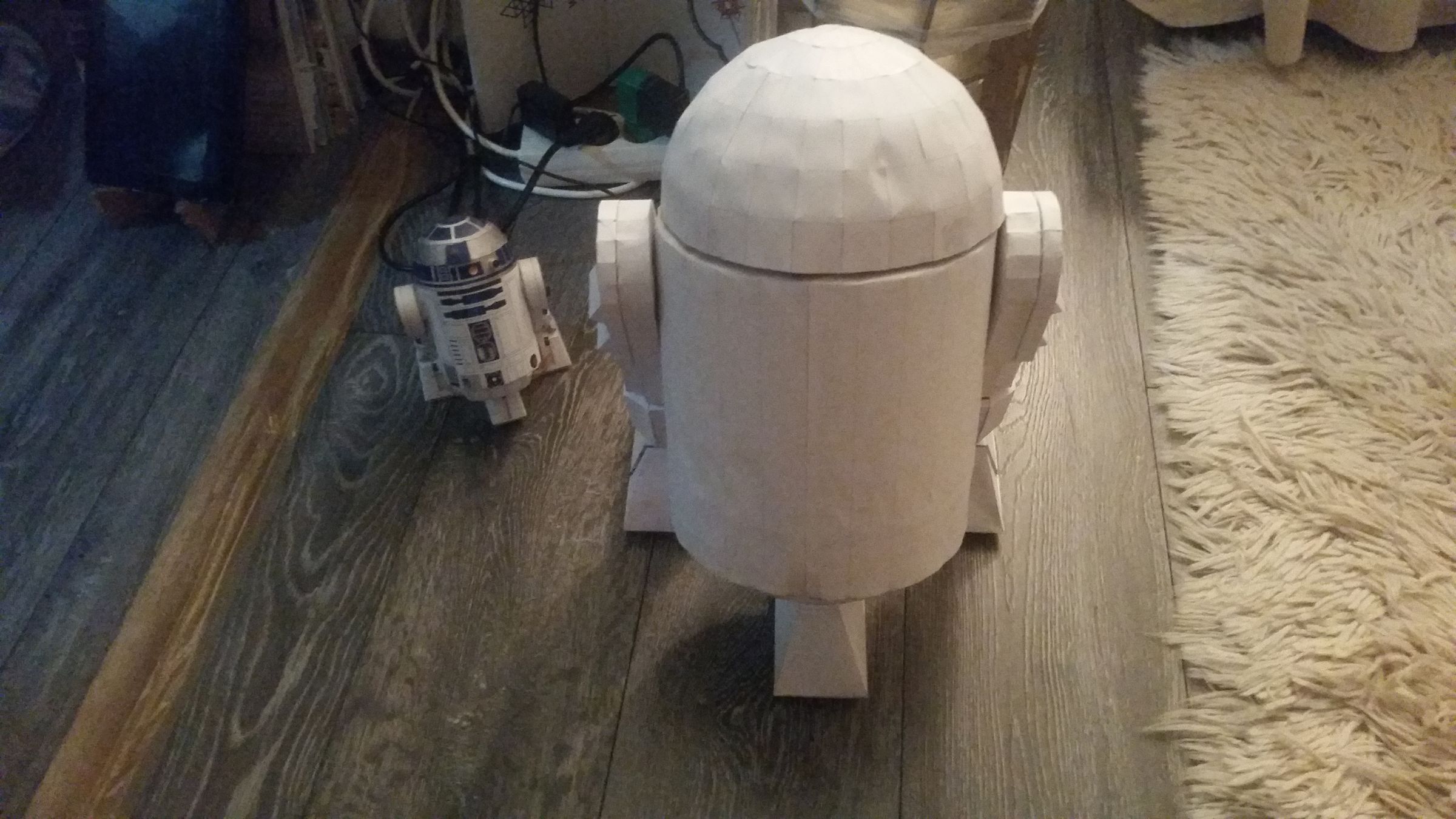 Cardboard R2-D2 With Secret Compartment : 8 Steps - Instructables