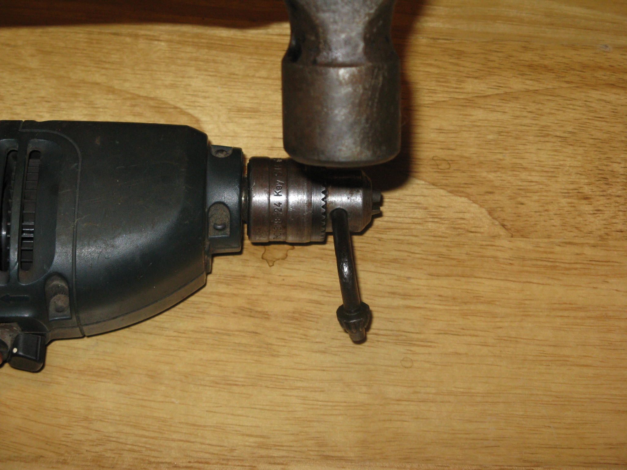 Drill Chuck Replacement : 7 Steps (with Pictures) - Instructables