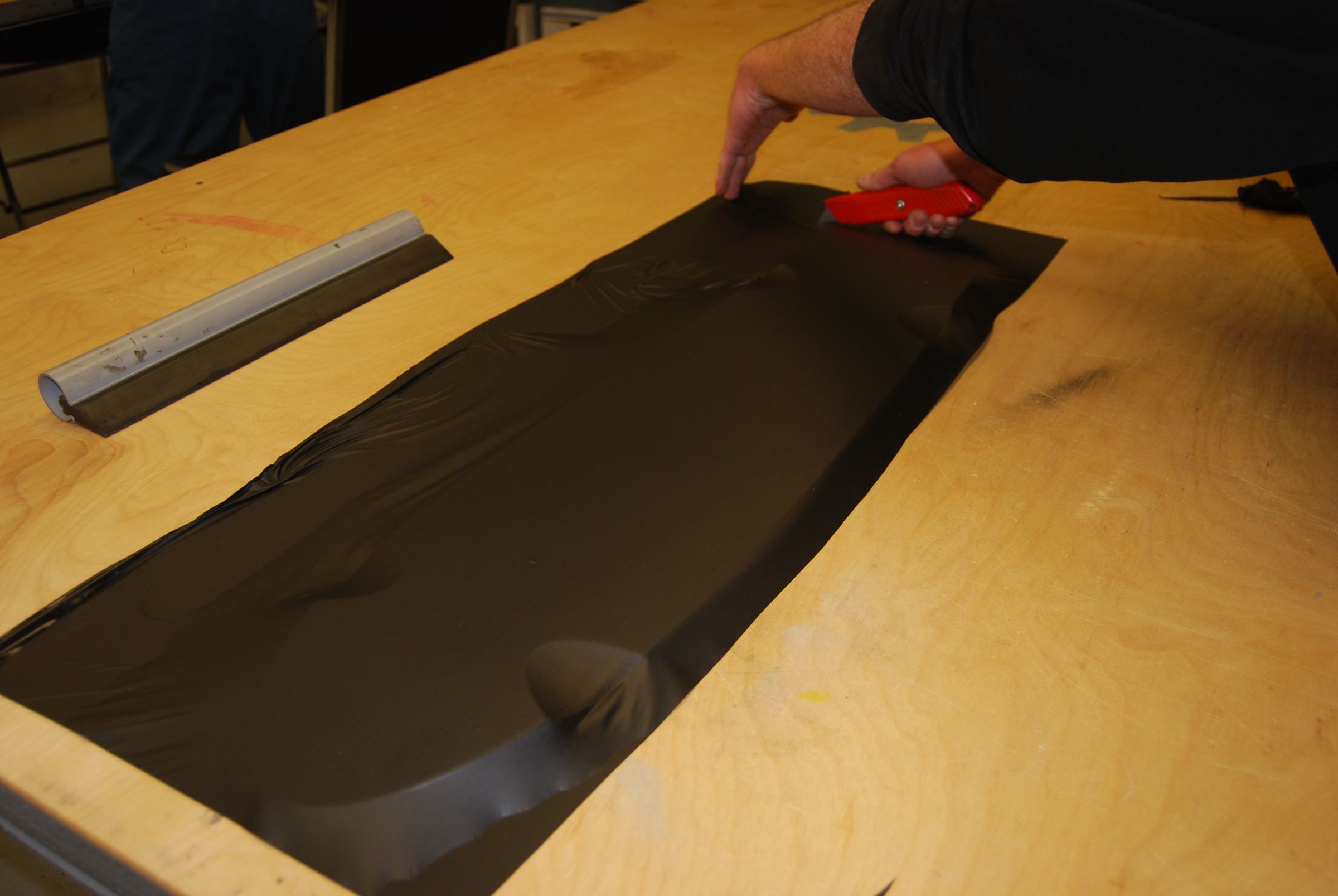 Applying Vinyl to Curved Surfaces : 4 Steps (with Pictures) - Instructables