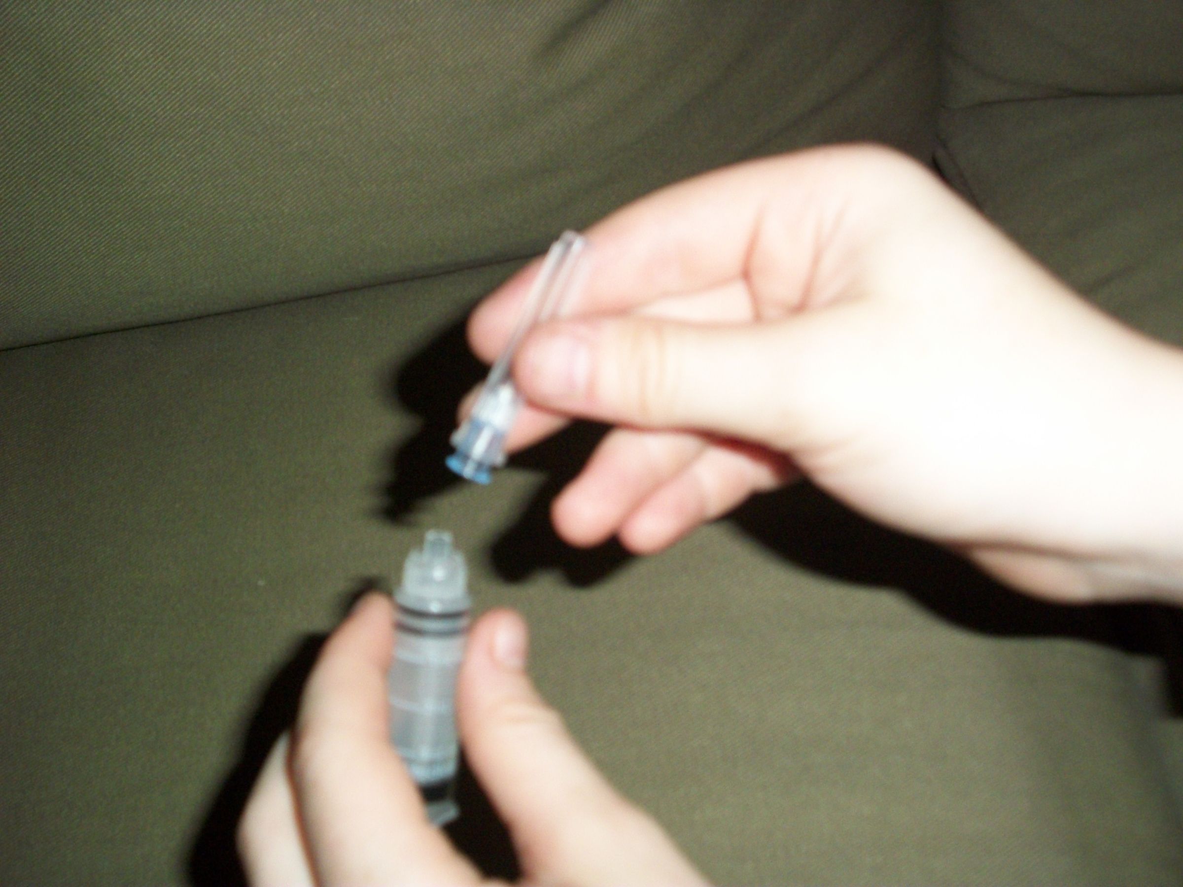 How to Load a Cartridge Into a Deltec Cosmo Pump : 29 Steps - Instructables